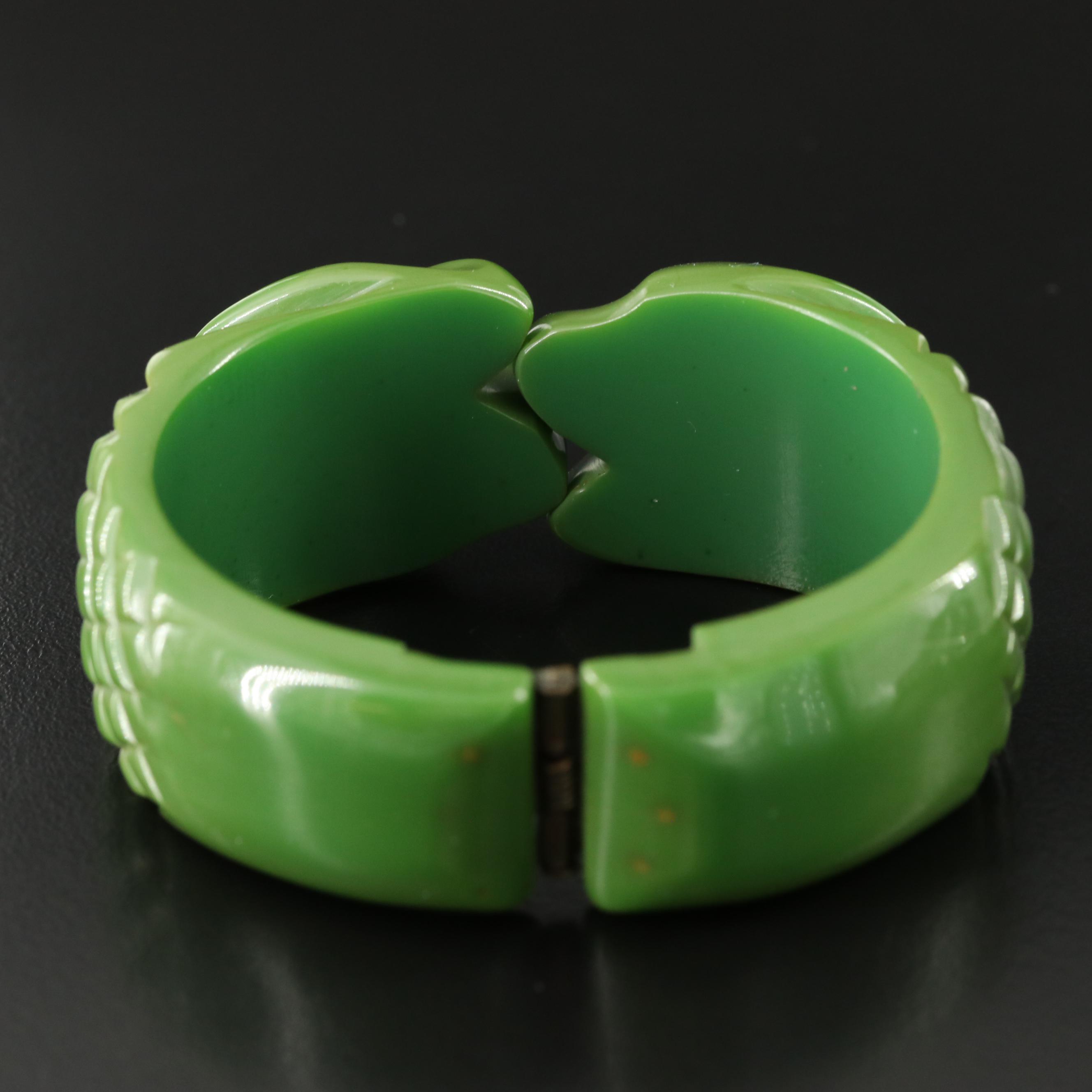 Bakelite Fish Clamper with Glass Eyes | EBTH