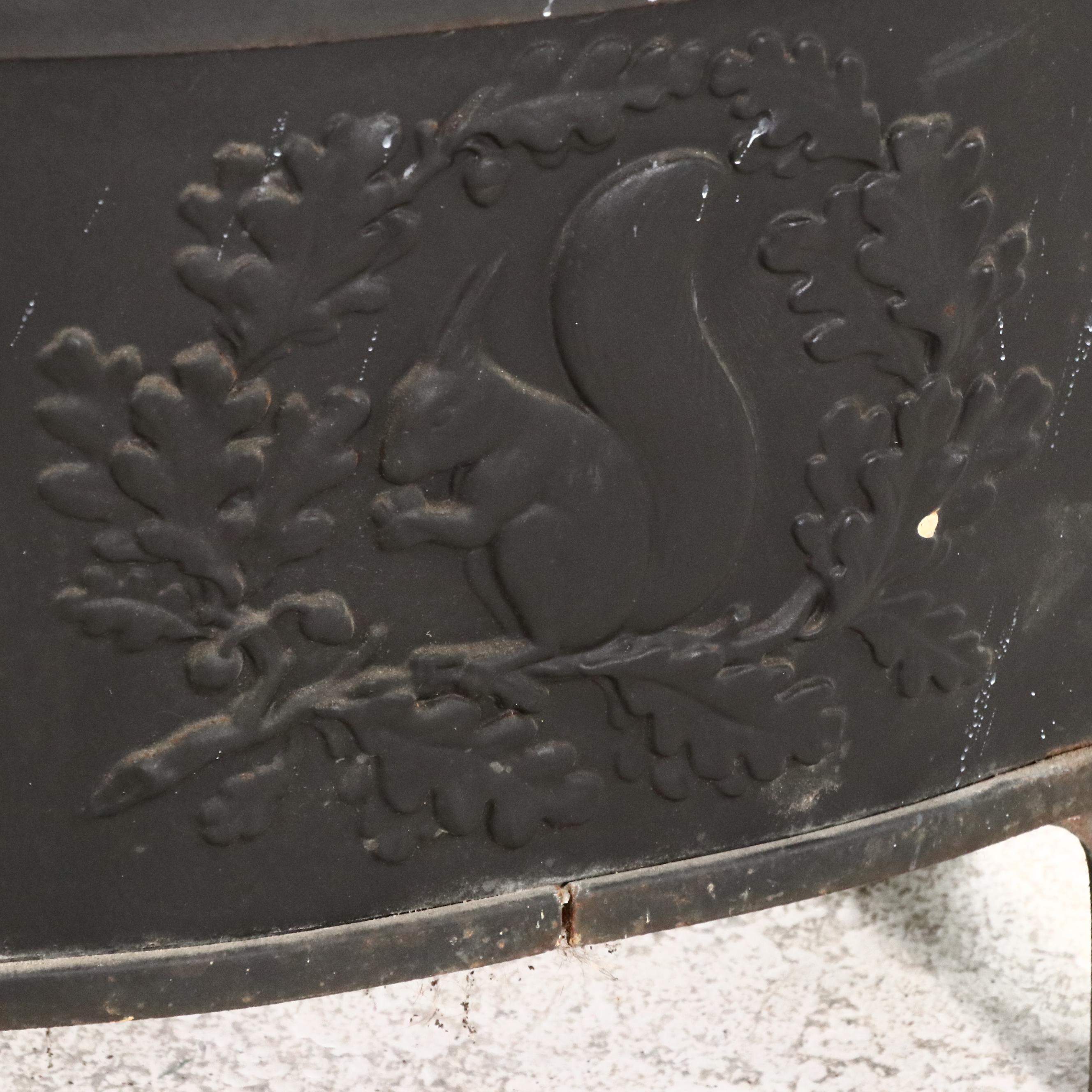 Morsø 2B Standard Cast Iron Wood Burning Stove with Squirrel Motif | EBTH