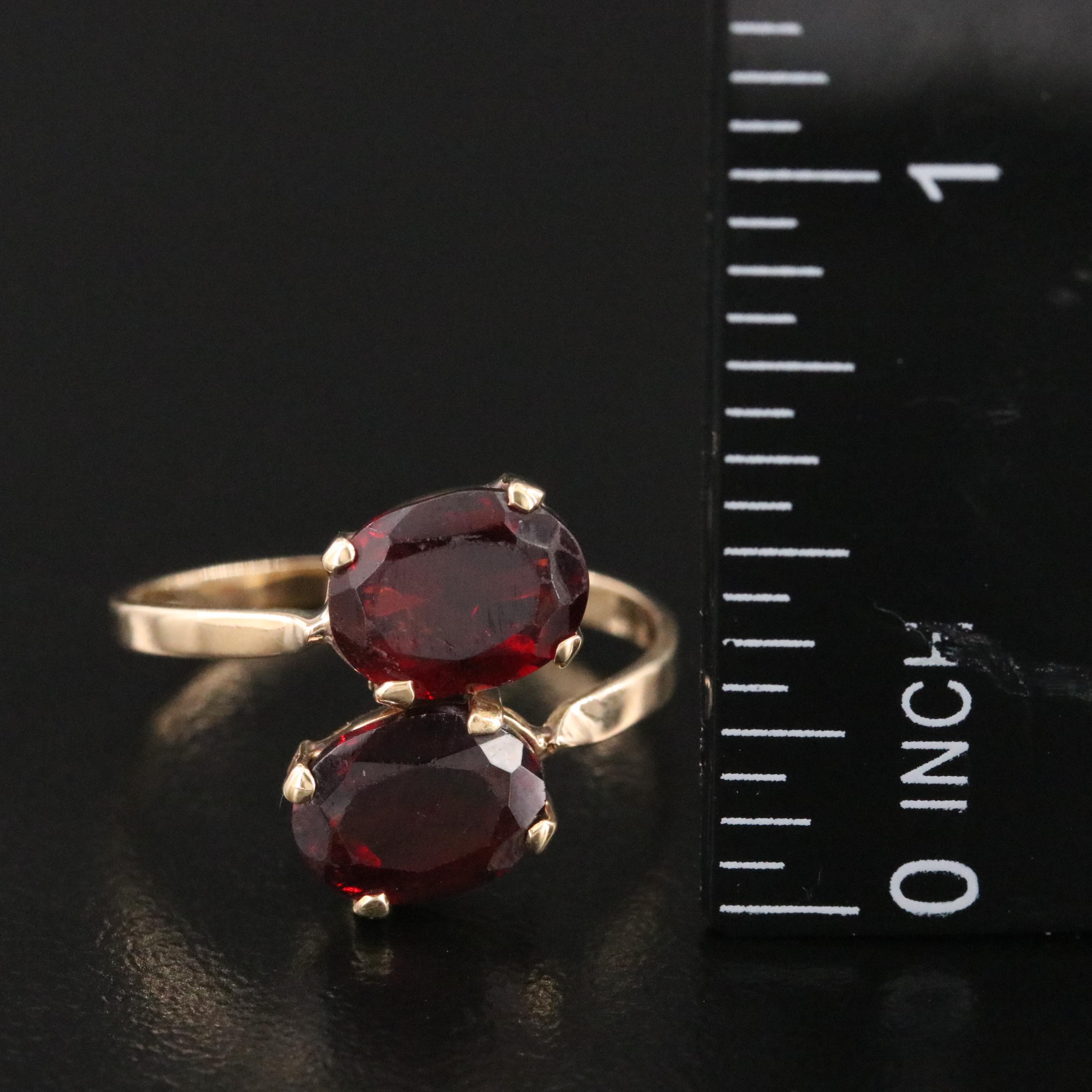 18K Garnet Toi et Moi Ring | EBTH