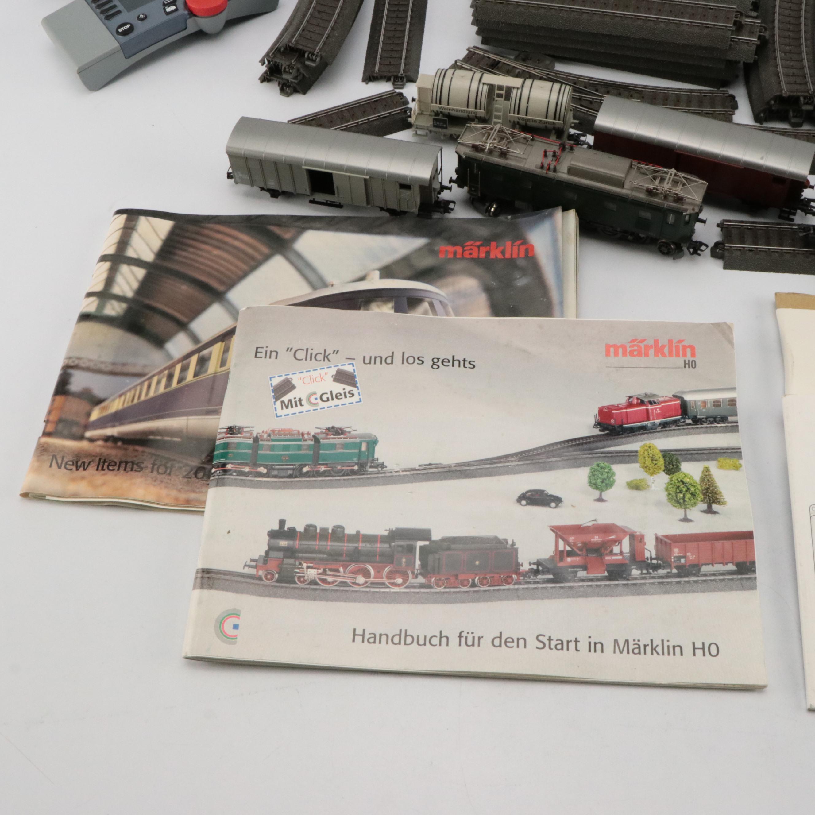 Marklin H0 60652 with Transformer, Engine, Train Cars, and Tracks | EBTH