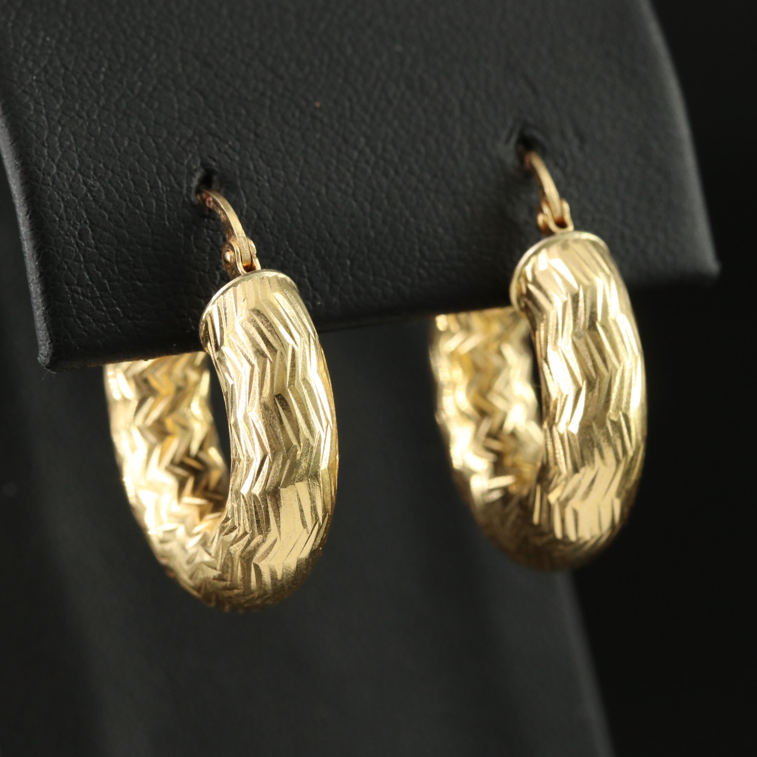 Italian 18K Zig-Zag Hoops | EBTH