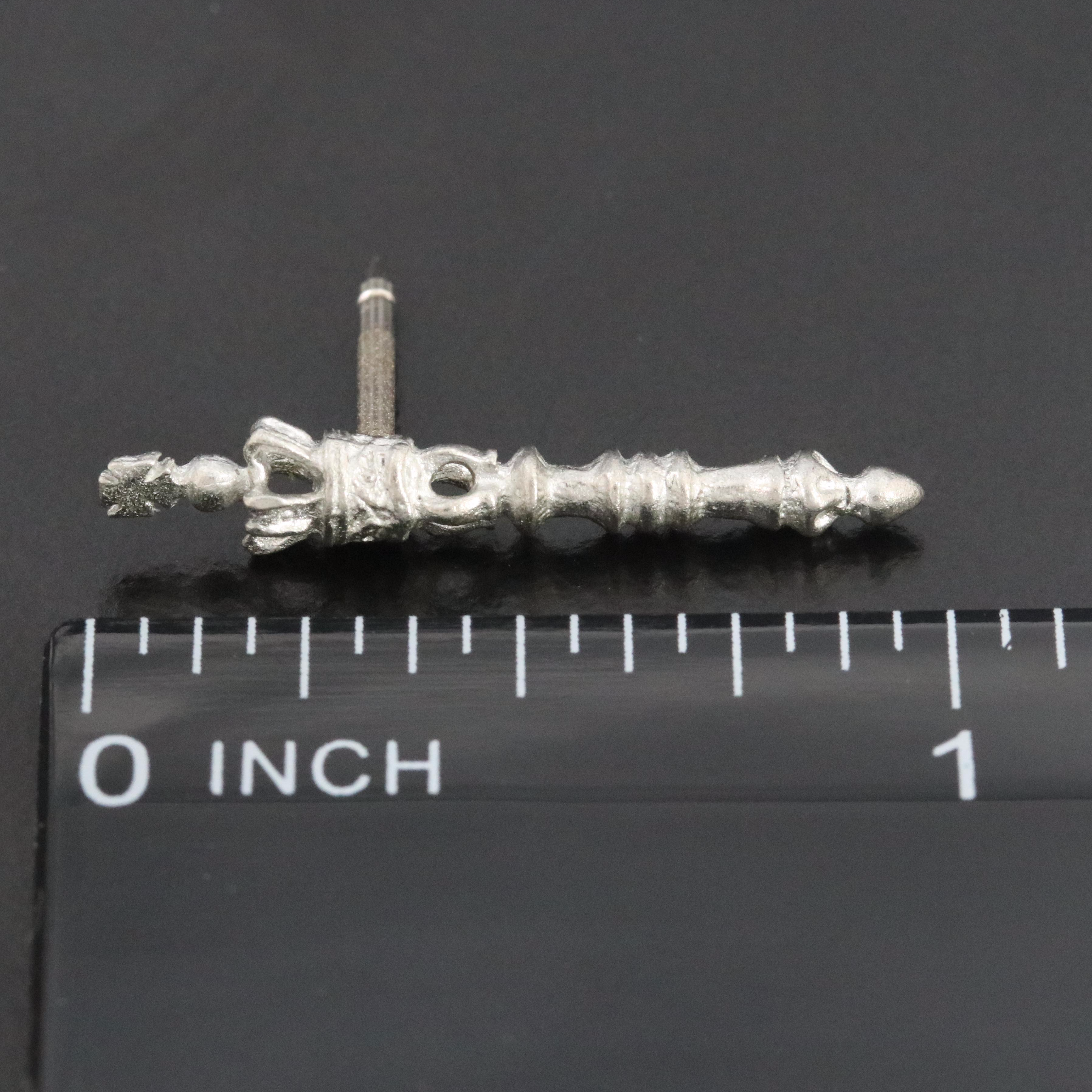 Norfolk Virginia Commemorative Mace Pin and Booklet | EBTH