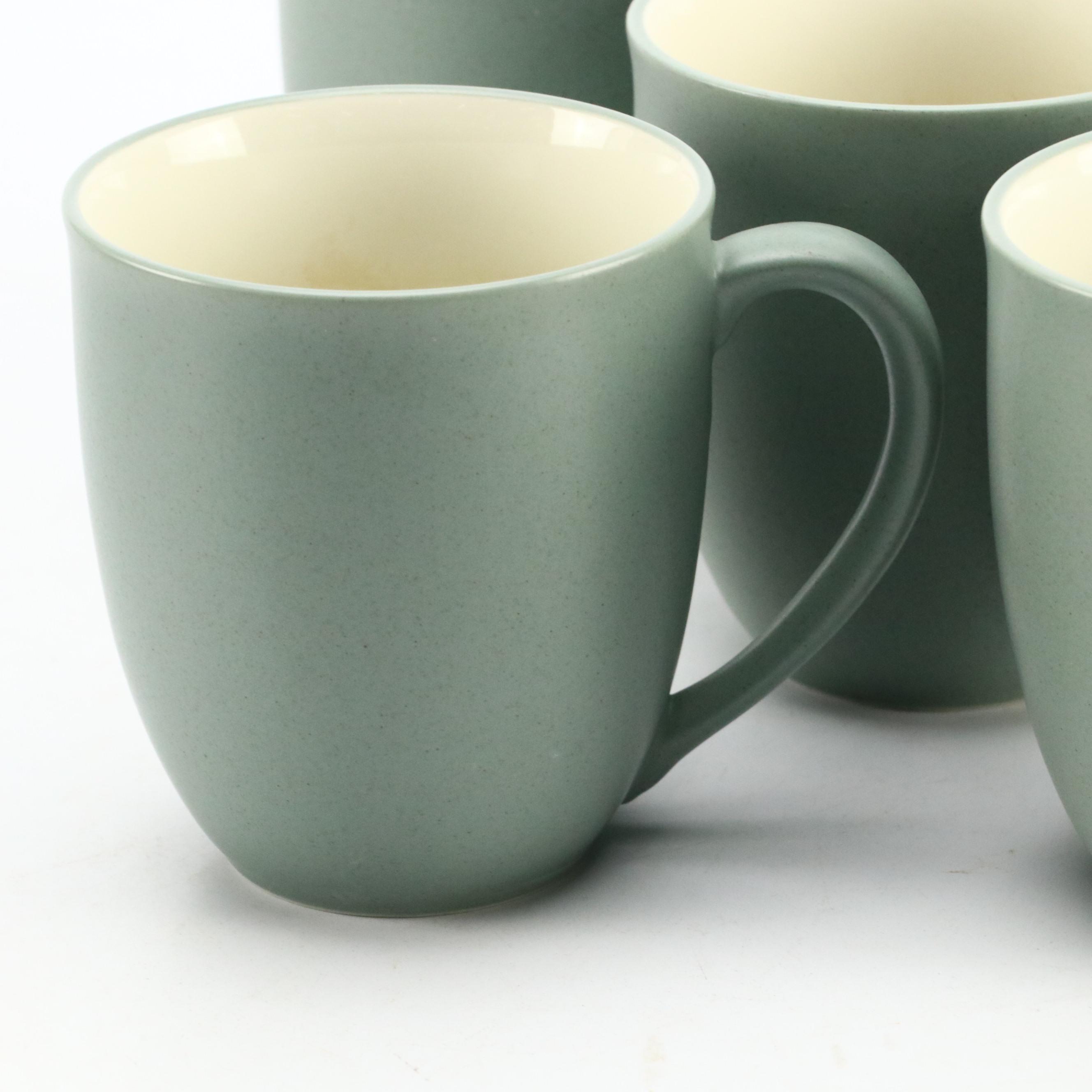 Noritake "Colorwave" Green Stoneware Dinnerware | EBTH