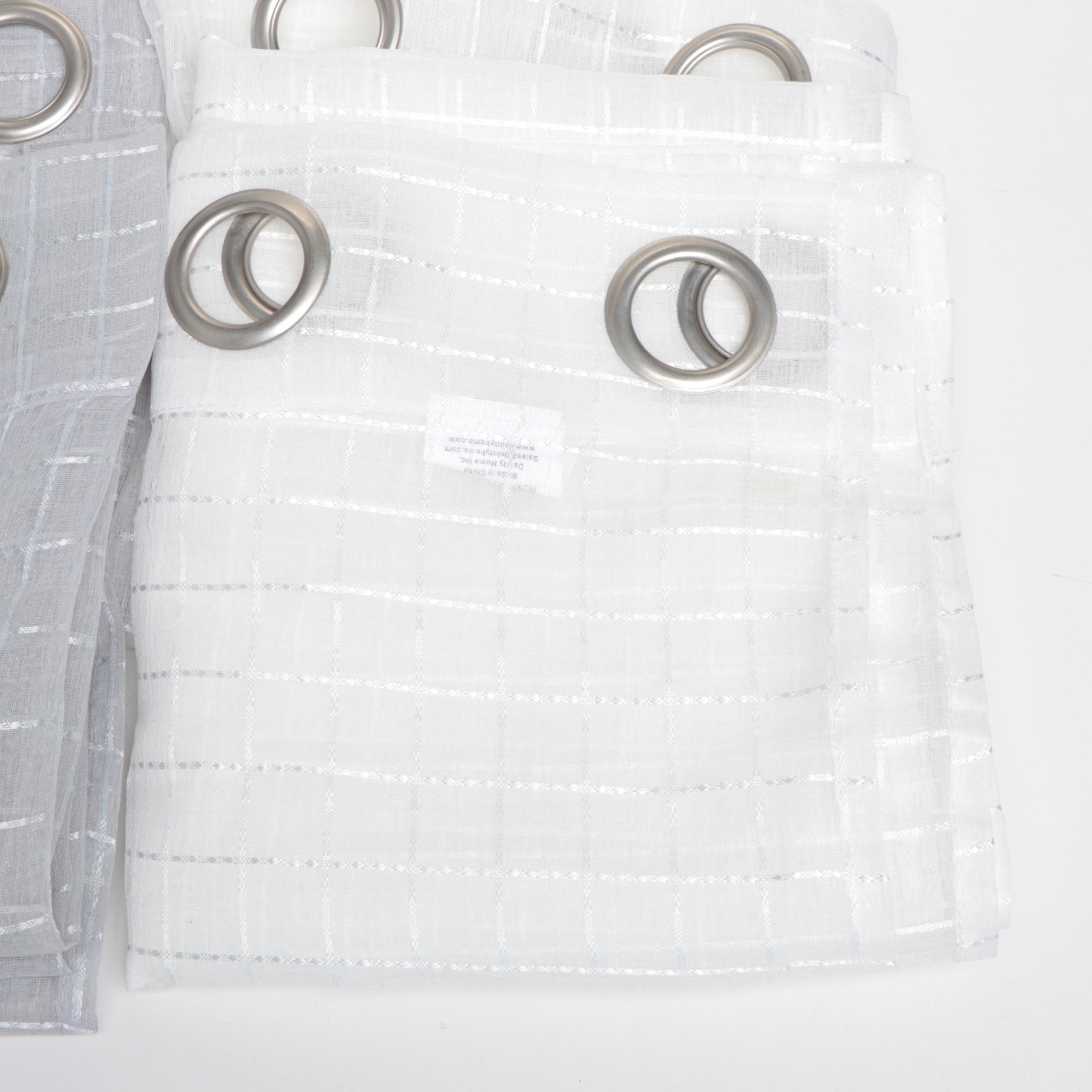 UGG Ceramic Soap Dispenser and Jar with Curtains and Other Décor | EBTH