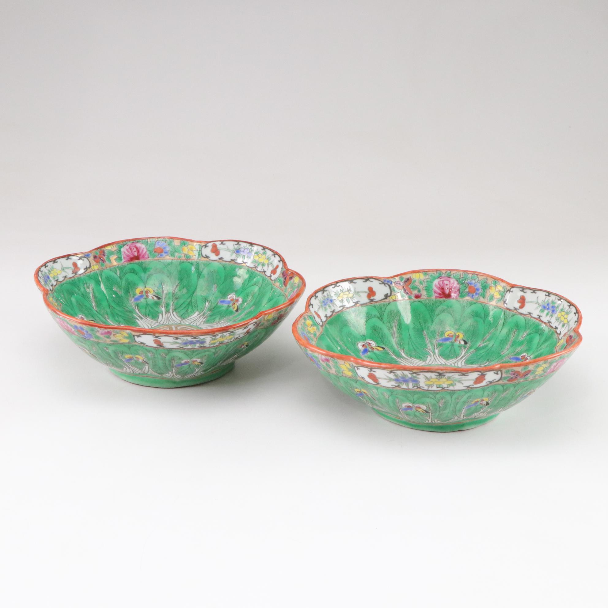 Chinese Famille Verte "Cabbage Leaf" Porcelain Dinnerware and Serving ...