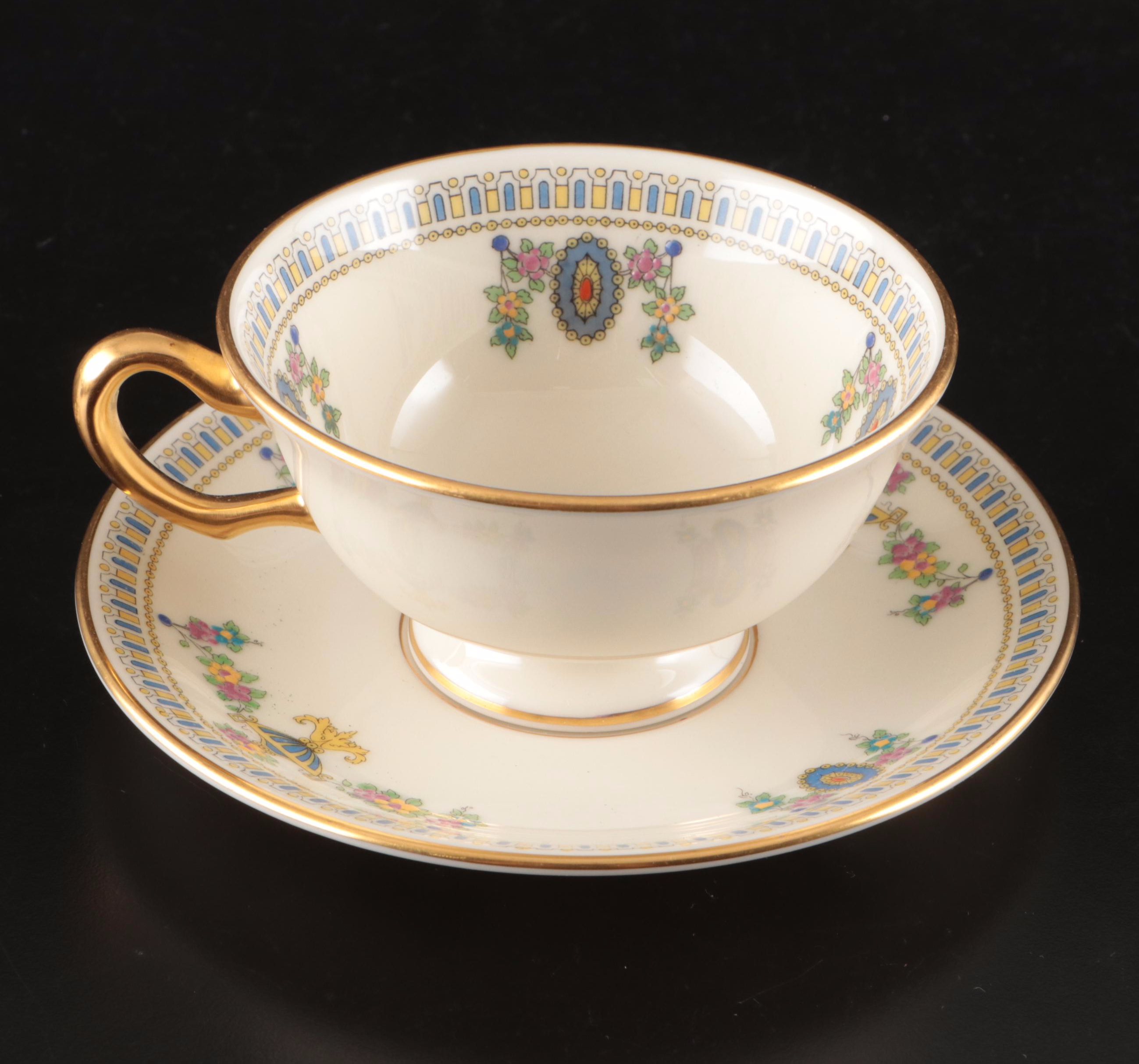 Lenox "Colonial" Porcelain Dinnerware, Early to Mid-20th Century | EBTH