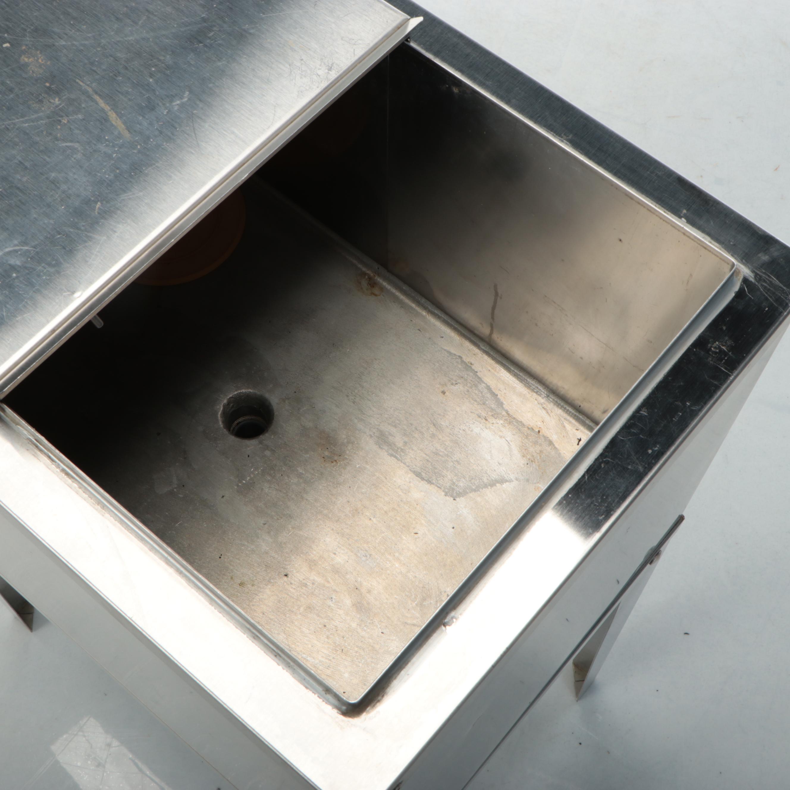 Taprite Stainless Steel Beverage Chest with Cold Plate Circuitry | EBTH