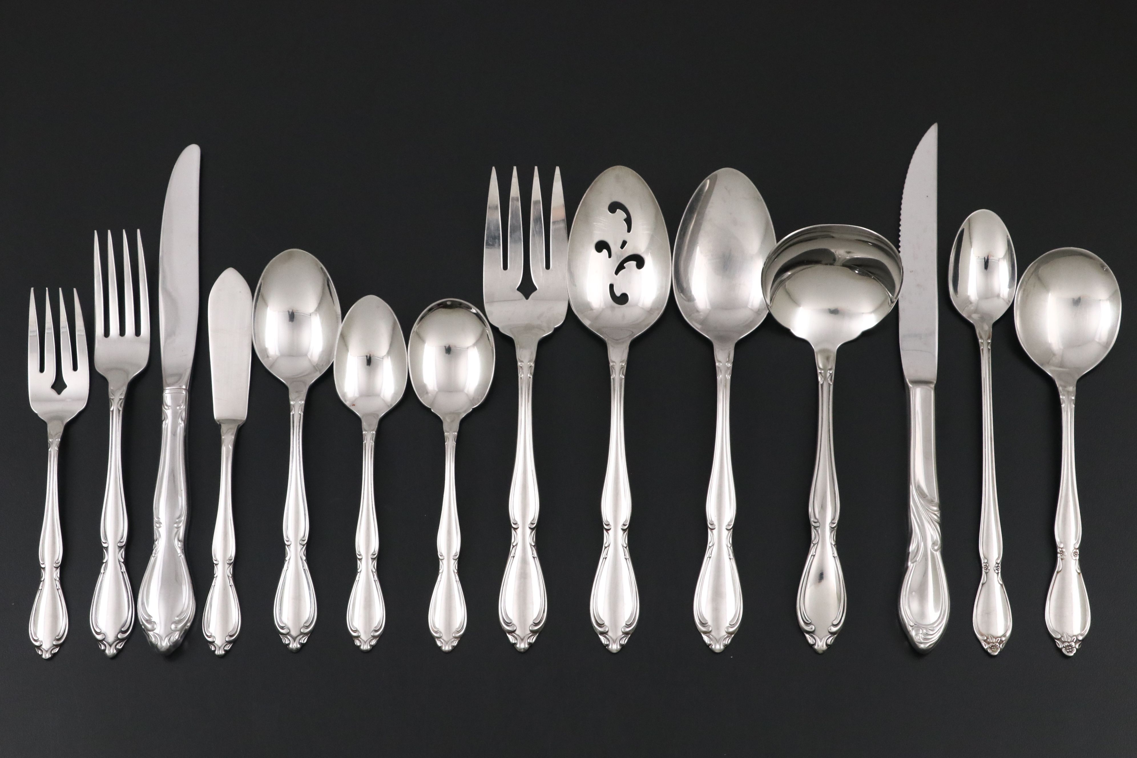 Oneida Stainless Steel Flatware | EBTH