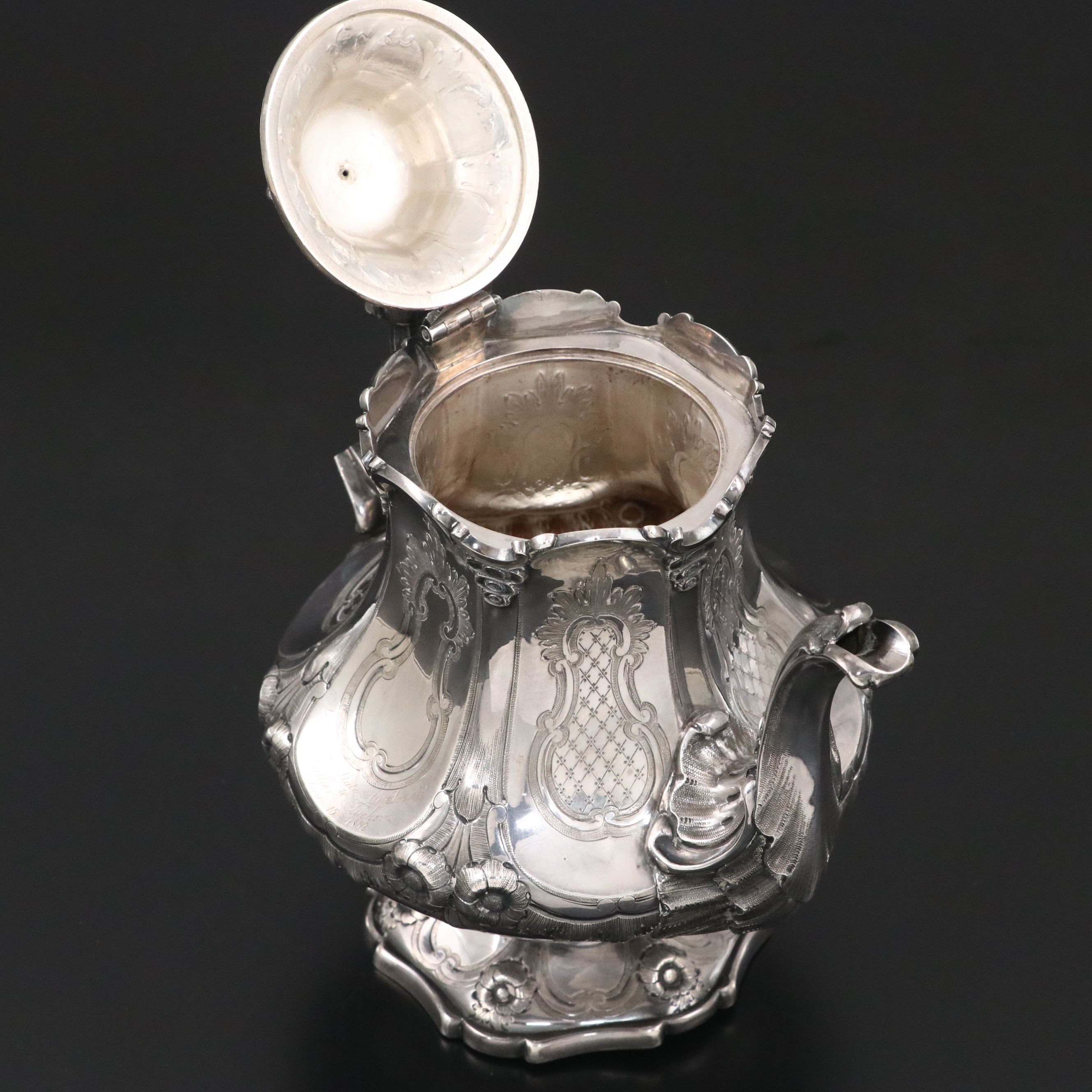 Mulford & Wendell American Coin Silver Teapot, 1840s | EBTH
