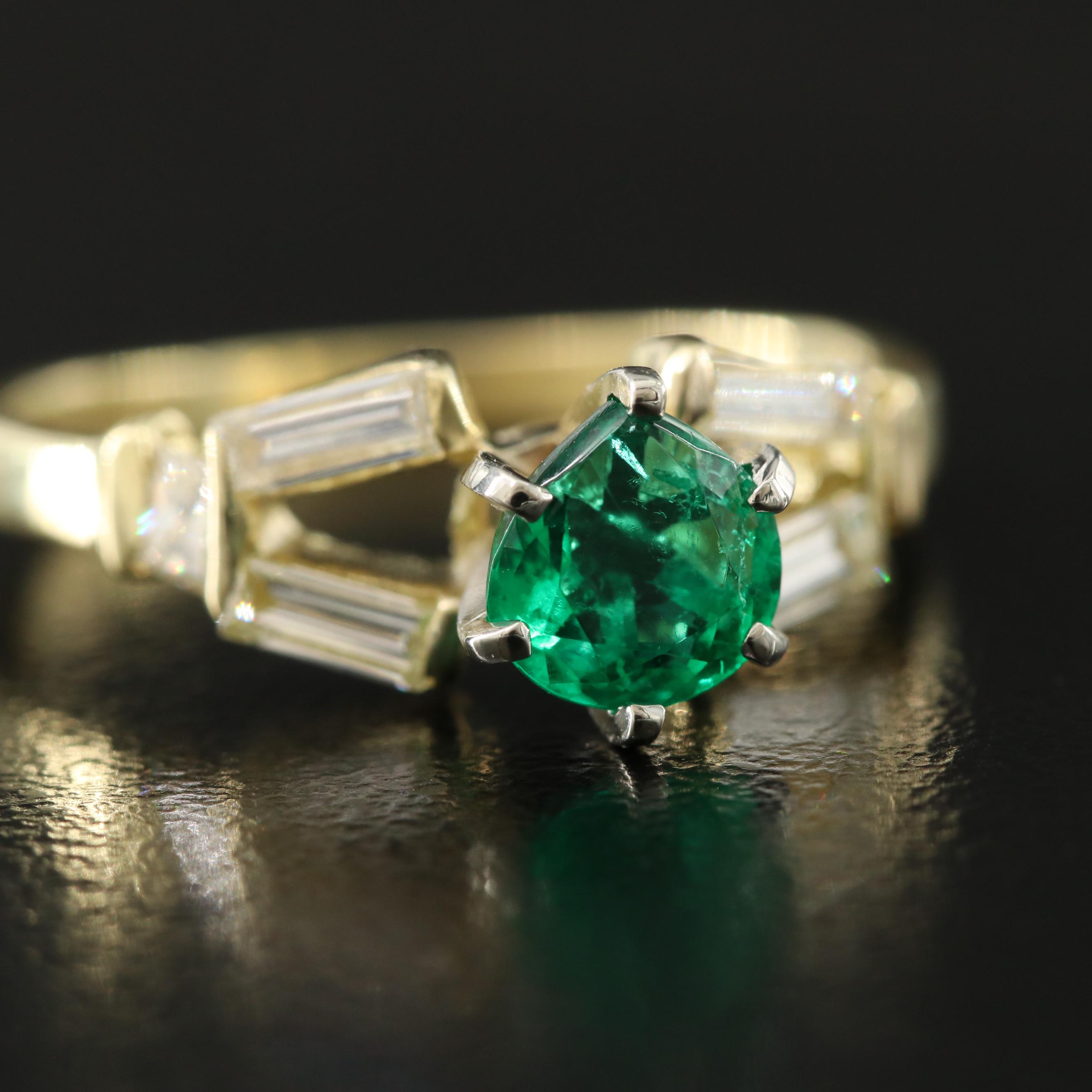18K Emerald and Diamond Ring | EBTH