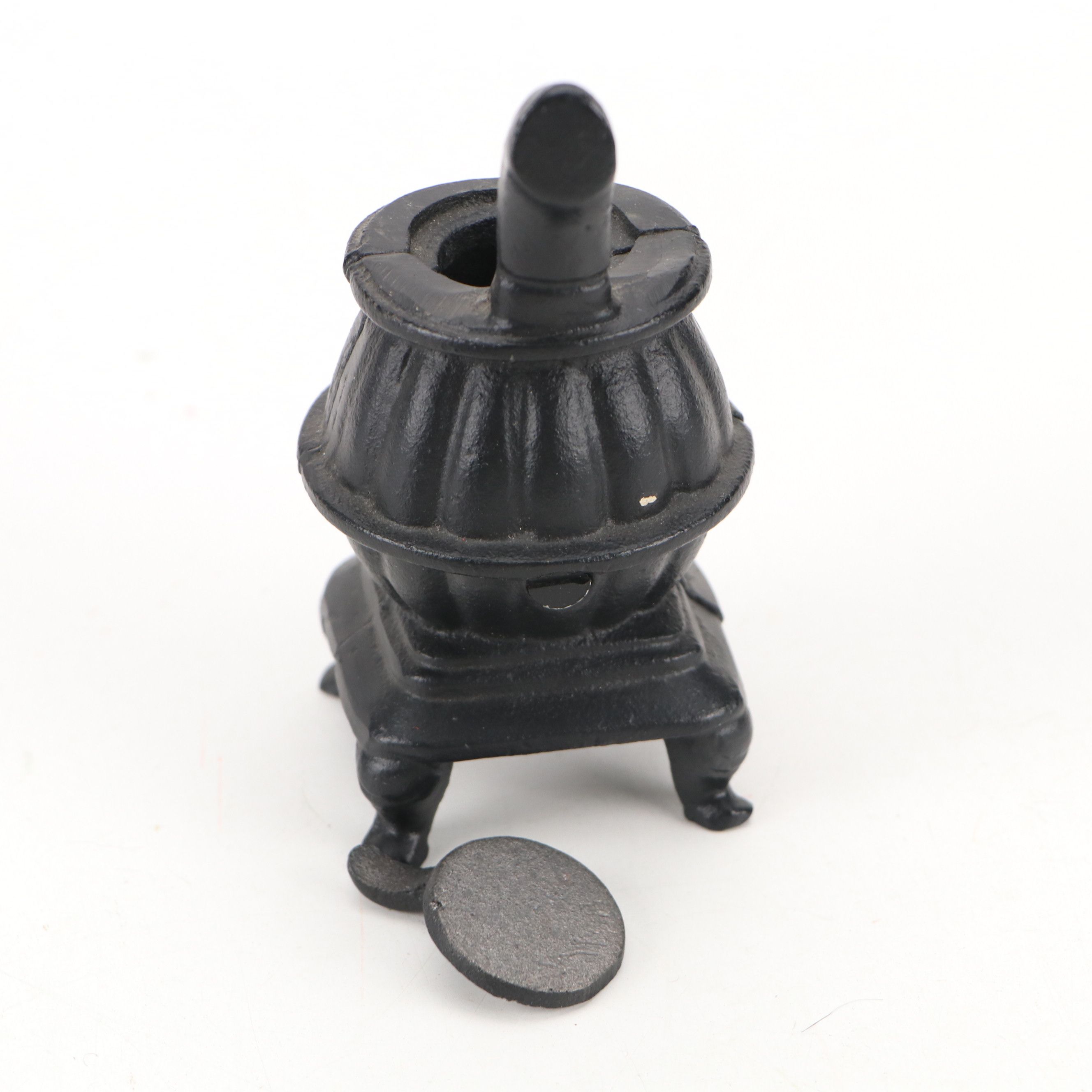 Miniature Cast Iron Stove and Scale, Early to Mid-20th Century | EBTH