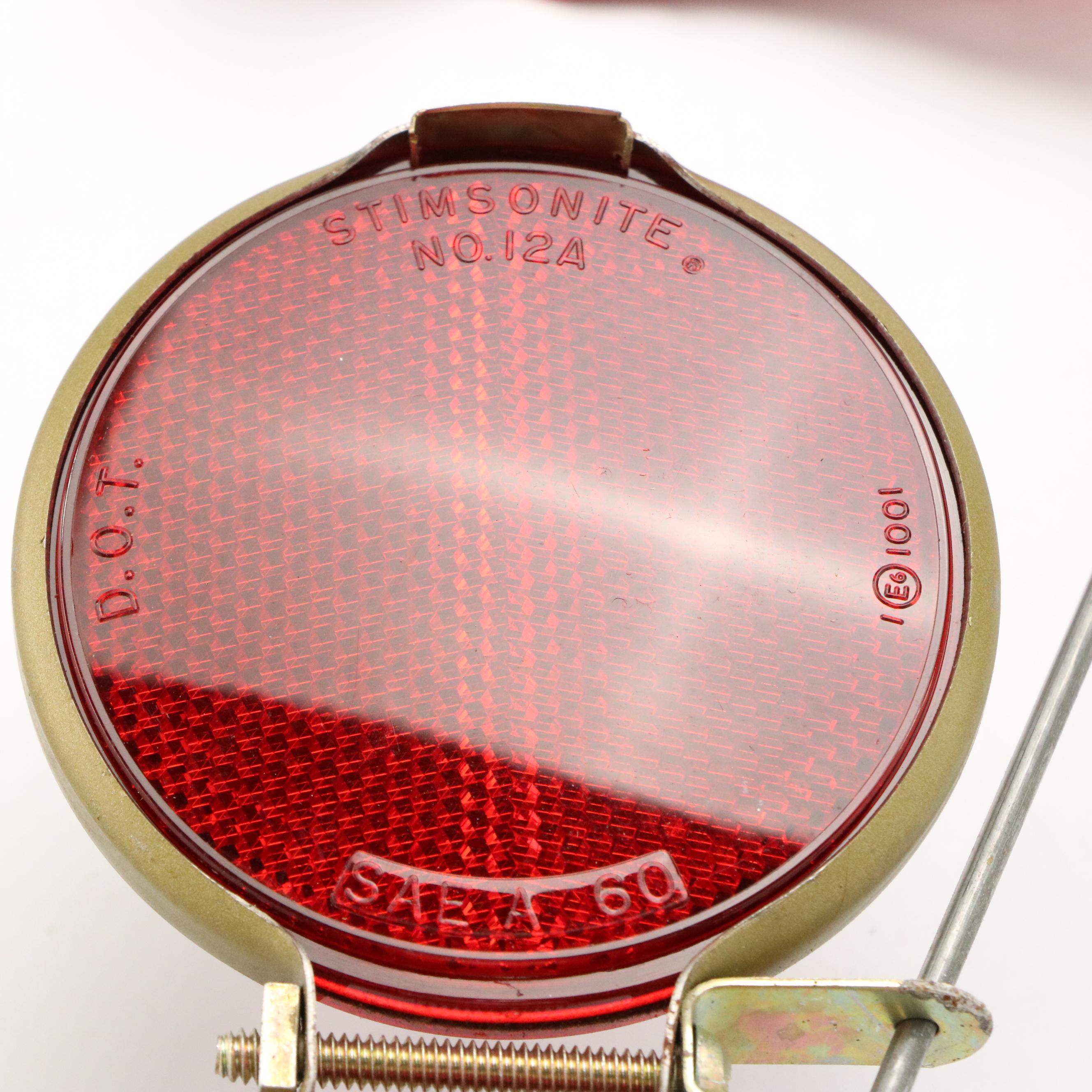 Vari Model 600 Reflector Flares and More Roadside Safety Gear with Case ...