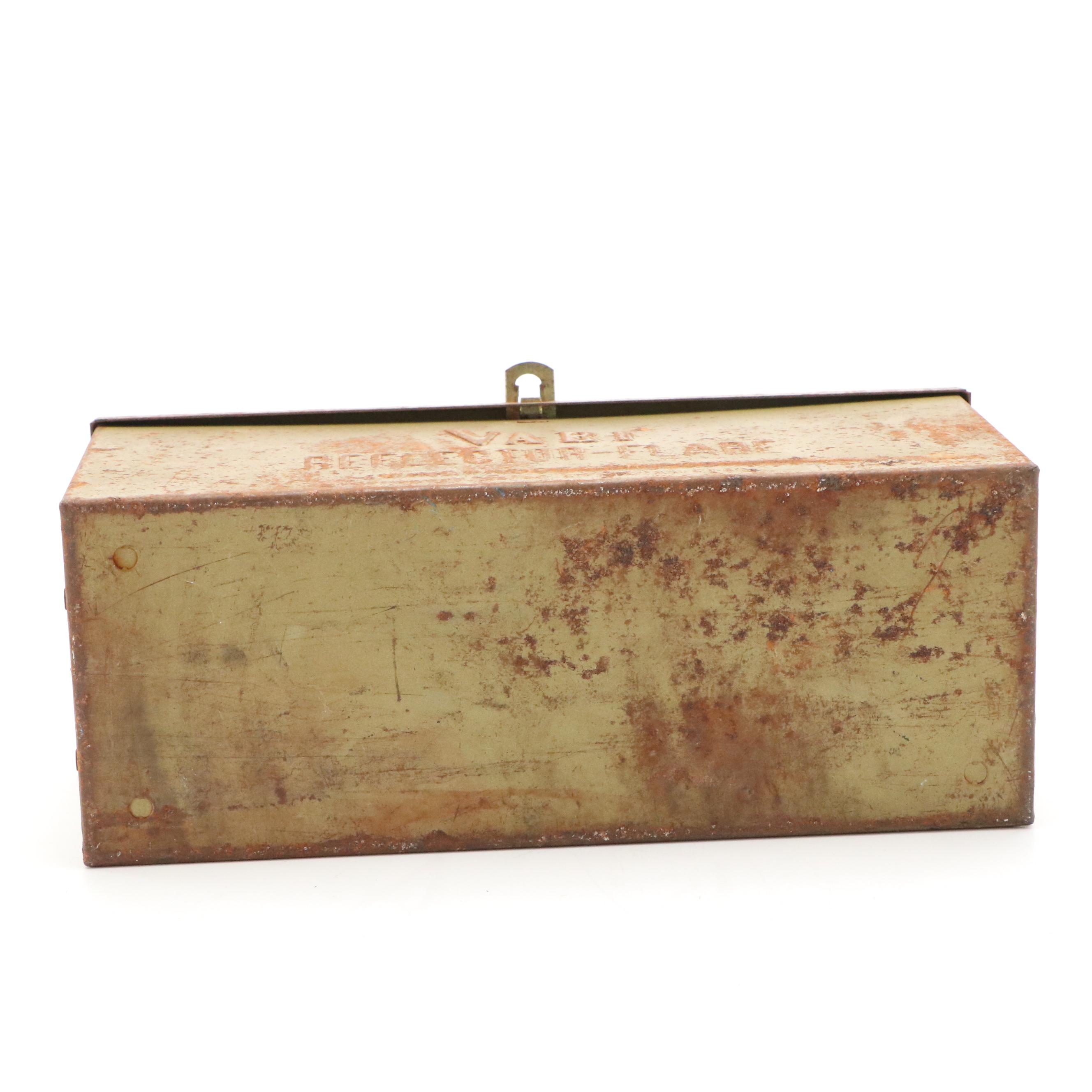 Vari Model 600 Reflector Flares and More Roadside Safety Gear with Case ...