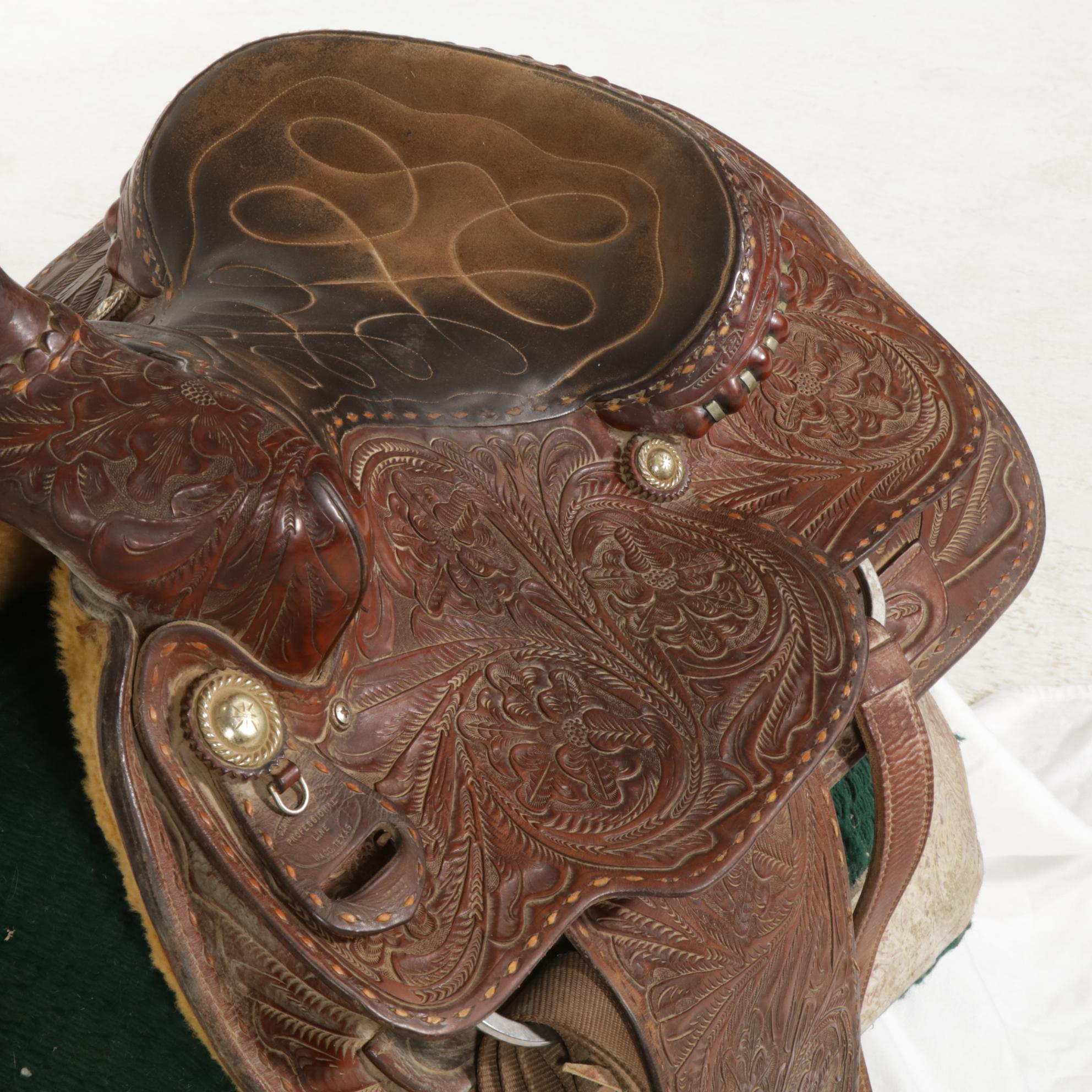 Ozark Leather Co. Tooled Western Saddle with Blanket | EBTH