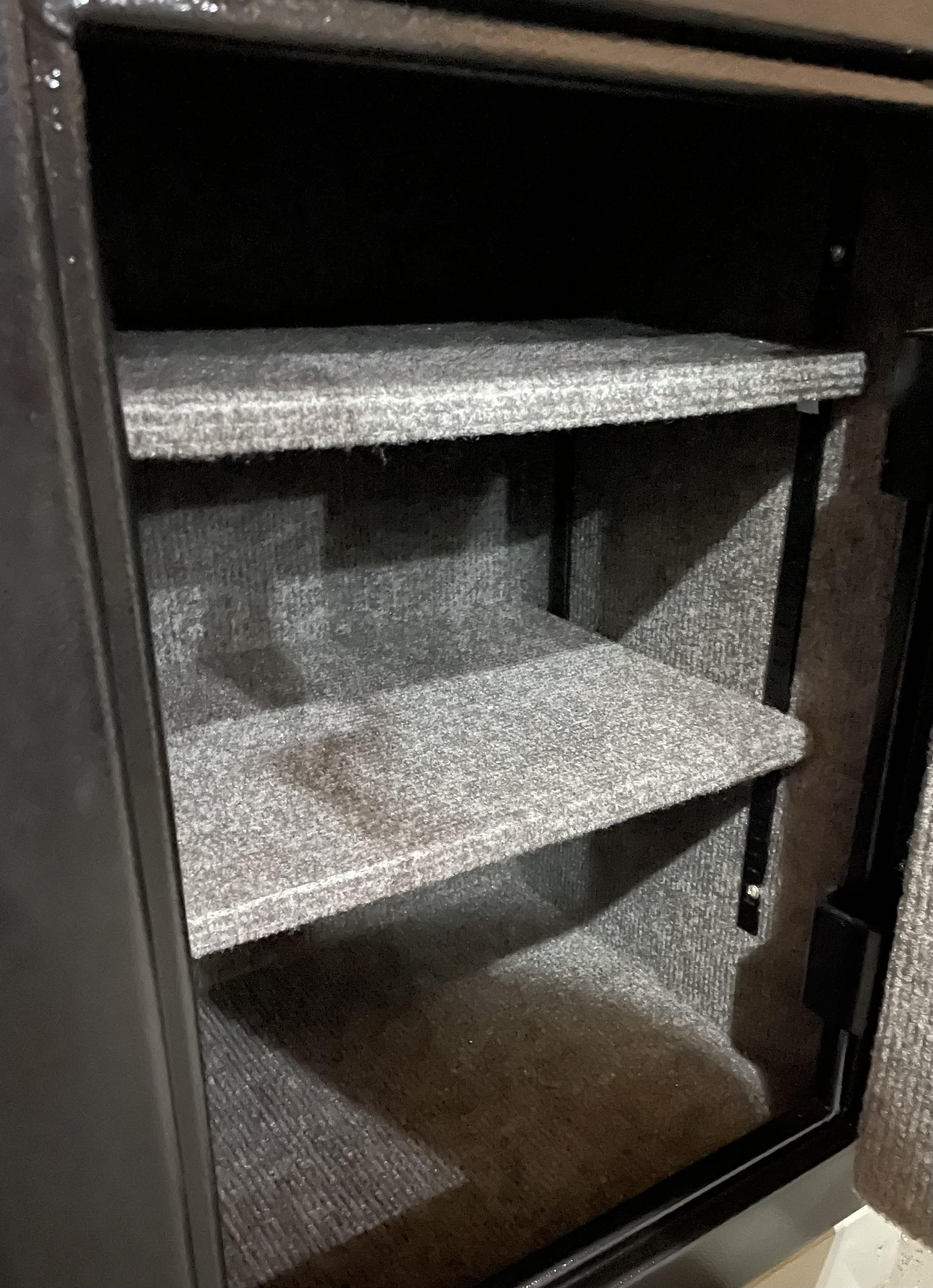 Sentry Home Security Safe Model D880 | EBTH