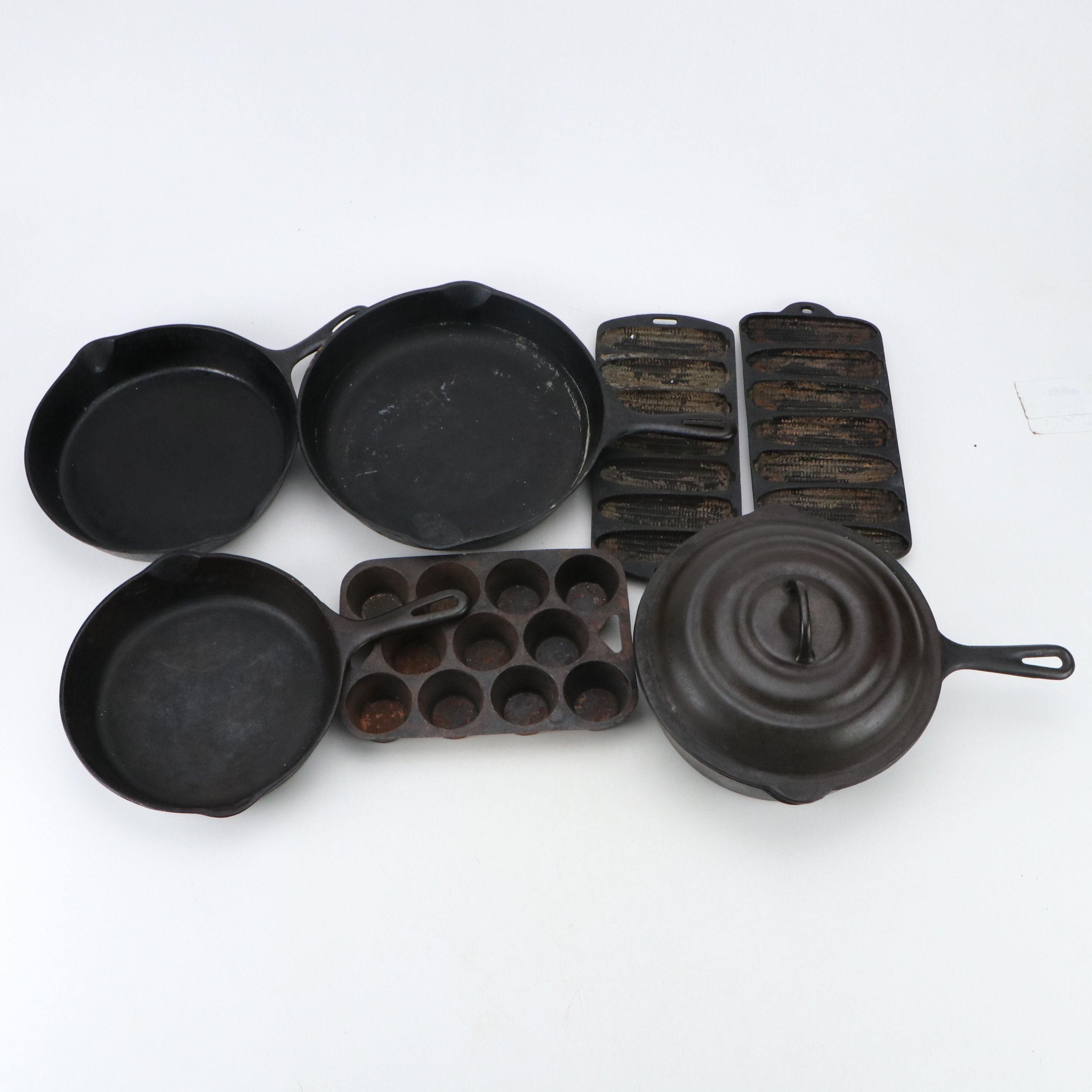 Crescent Foundry "Ozark" Dutch Oven with Beehive Lid and Other Cast ...