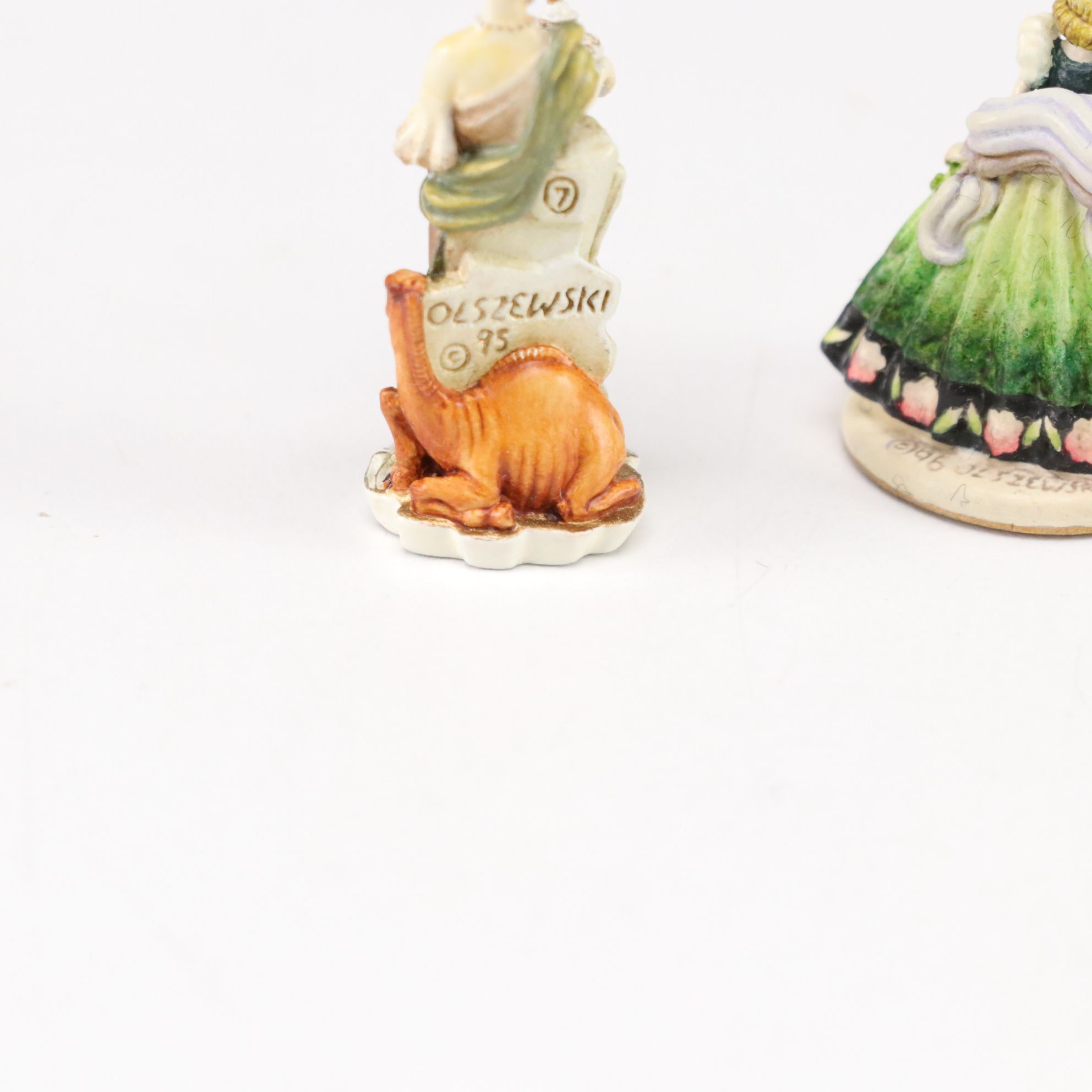 R. Olszewski for Goebel "The Grand Entrance" and Other Miniatures | EBTH