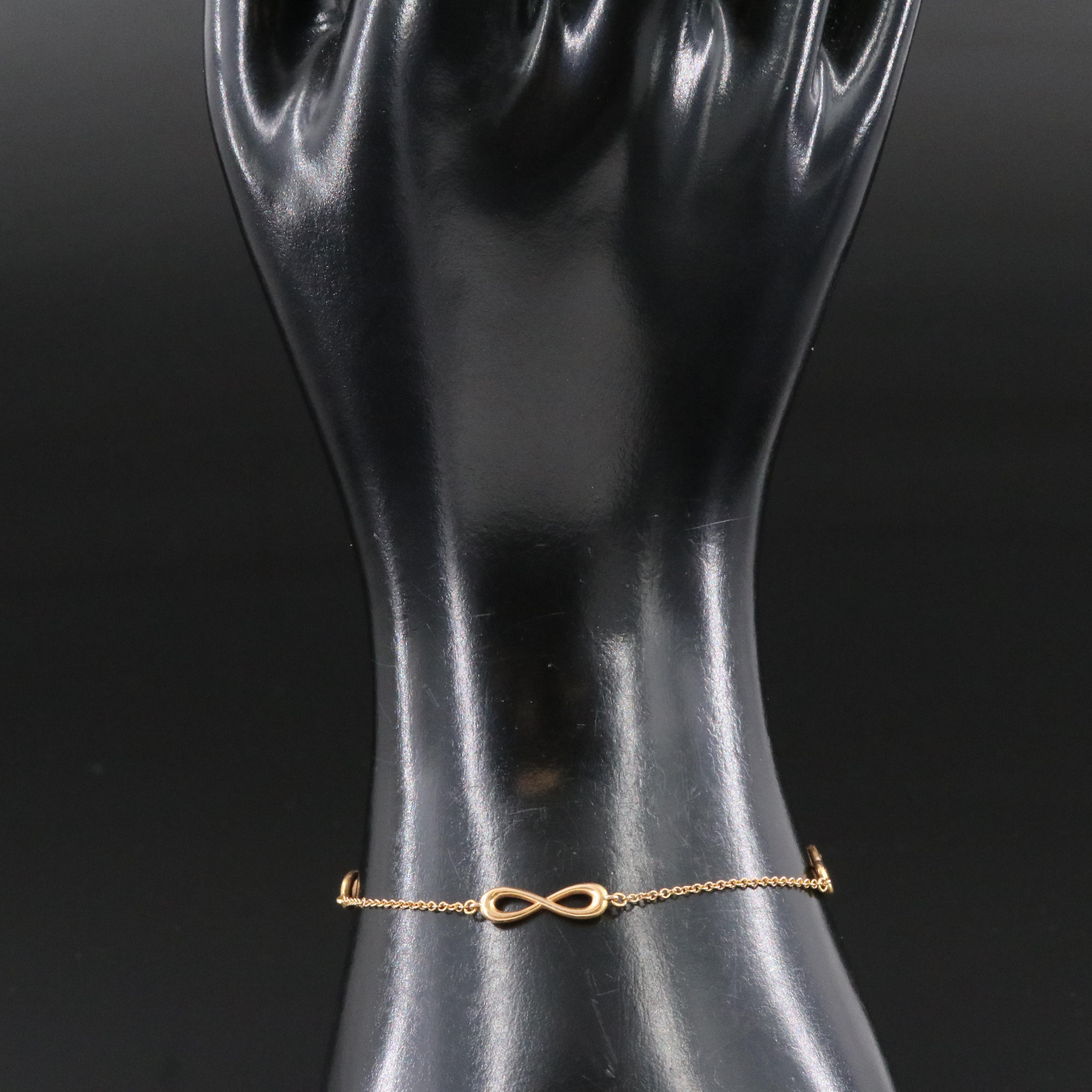 Tiffany & Co. 18K Endless Infinity Station Bracelet | EBTH