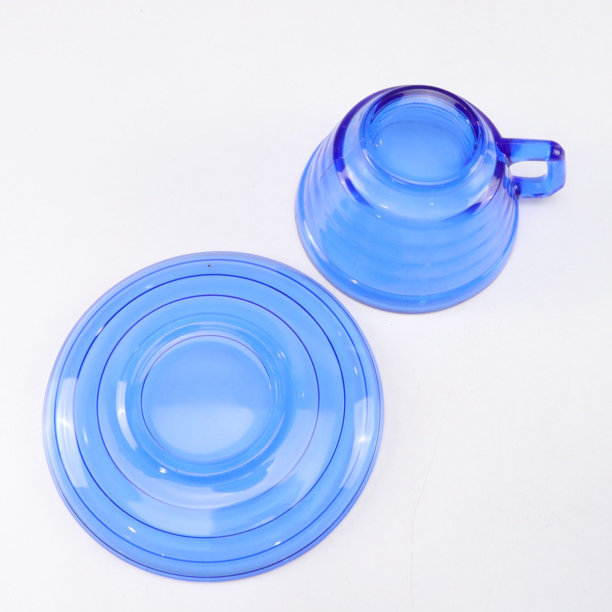 Hazel Atlas "Moderntone" Cobalt Blue Glass Dinnerware | EBTH