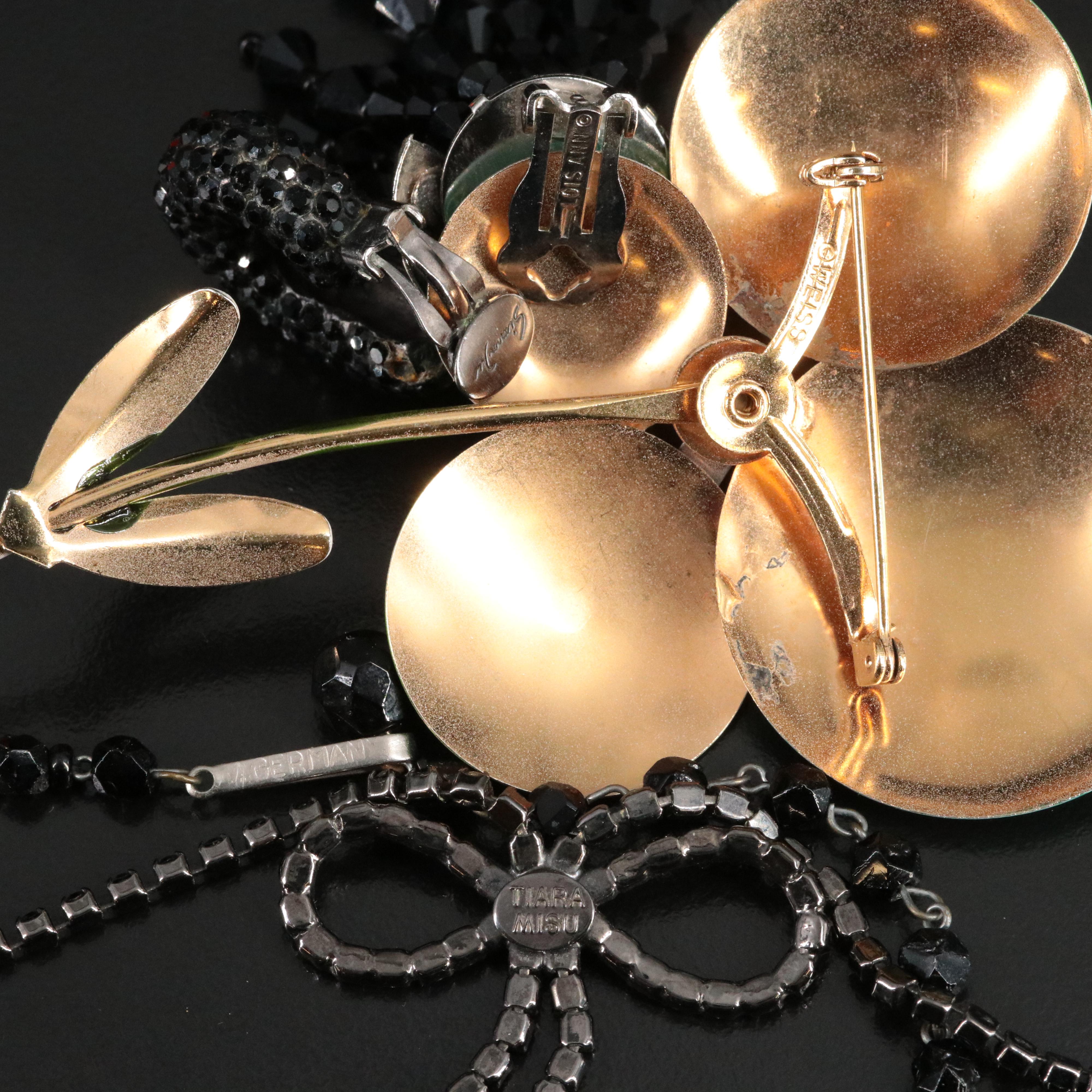 Vintage Gemstone Jewelry Collection Featuring Tiara MIsu And Lois Ann | EBTH