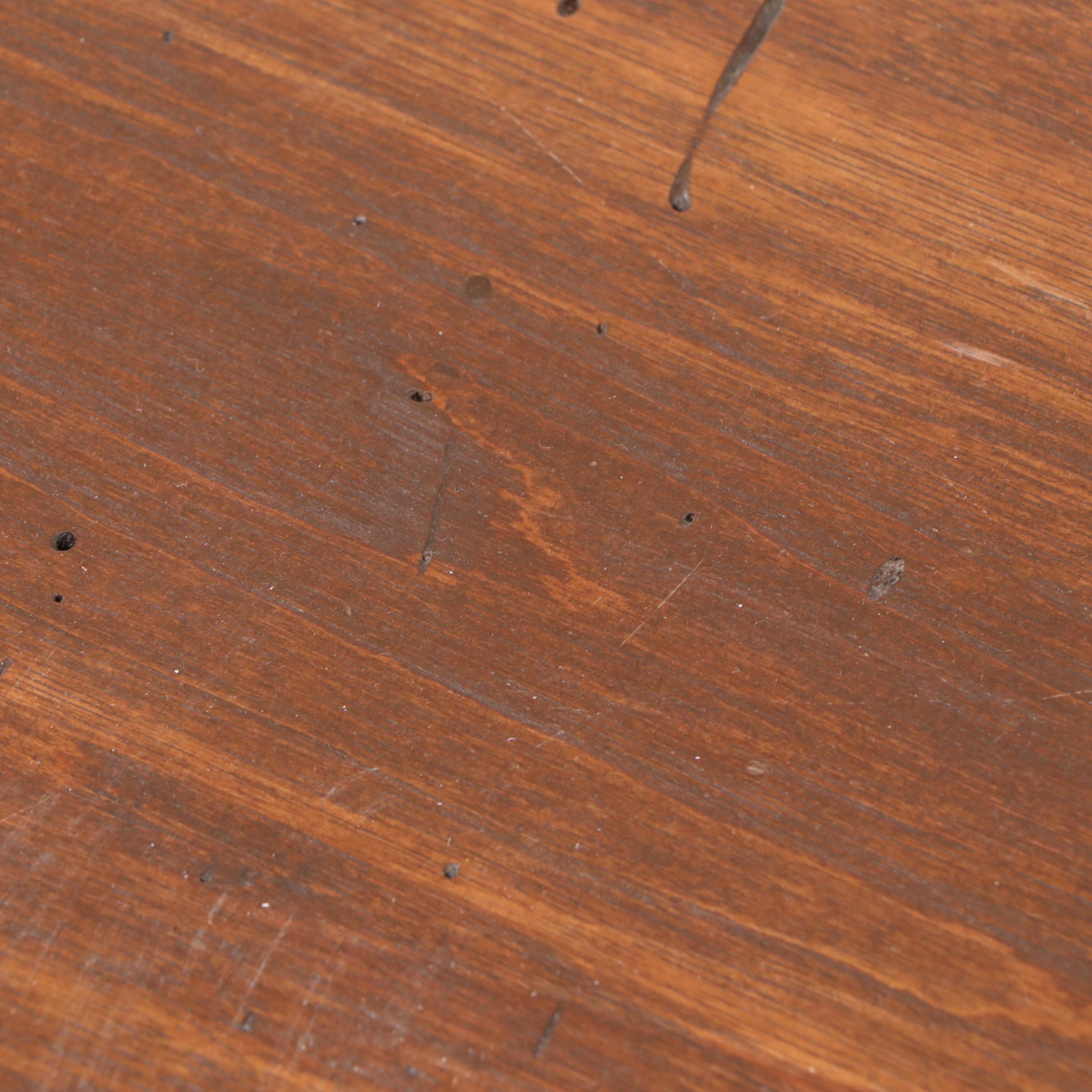 Rustic Turned Pine Bench | EBTH