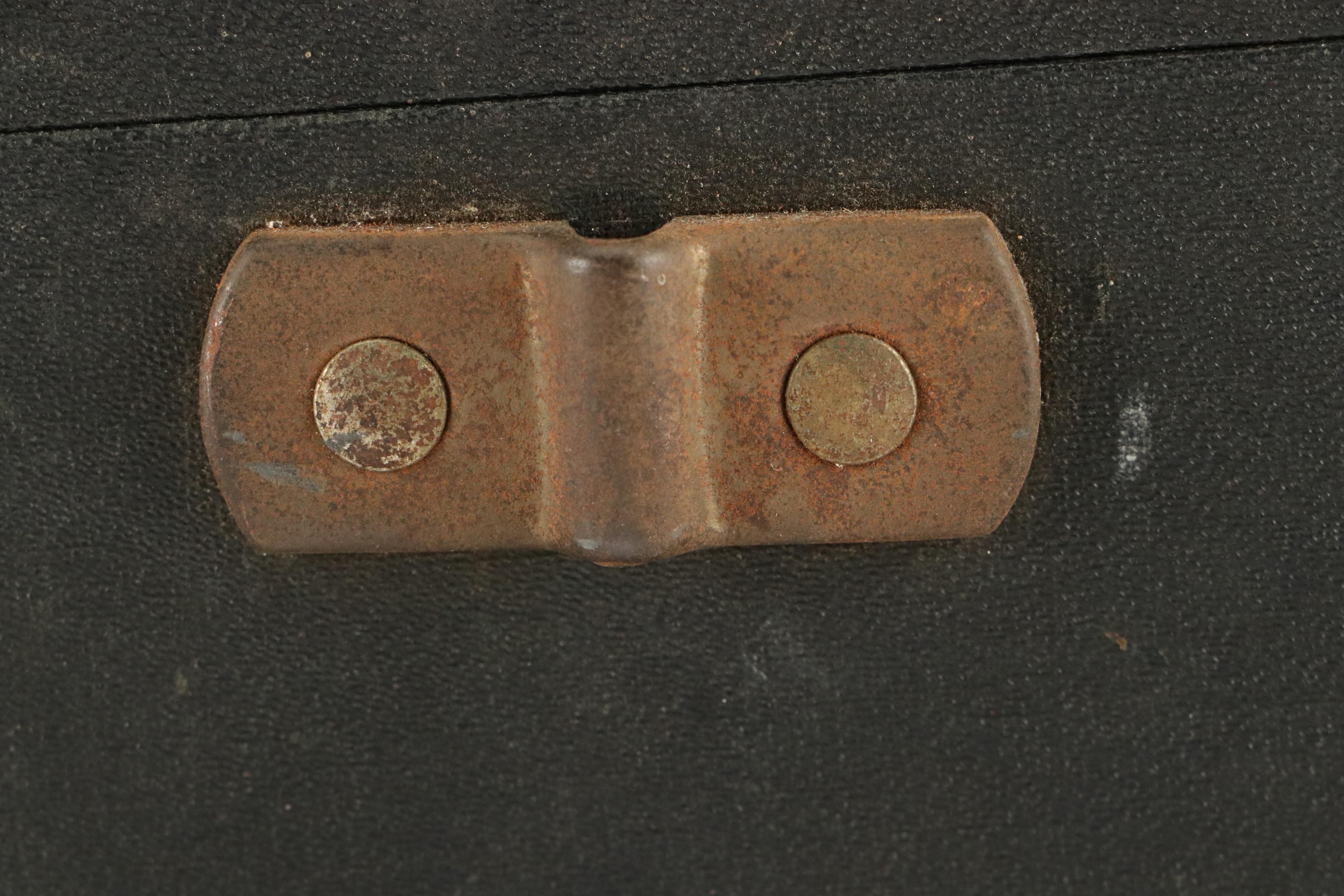 Montblanc Noblesse, Waterman and S.T. Dupont Pen Cases | EBTH