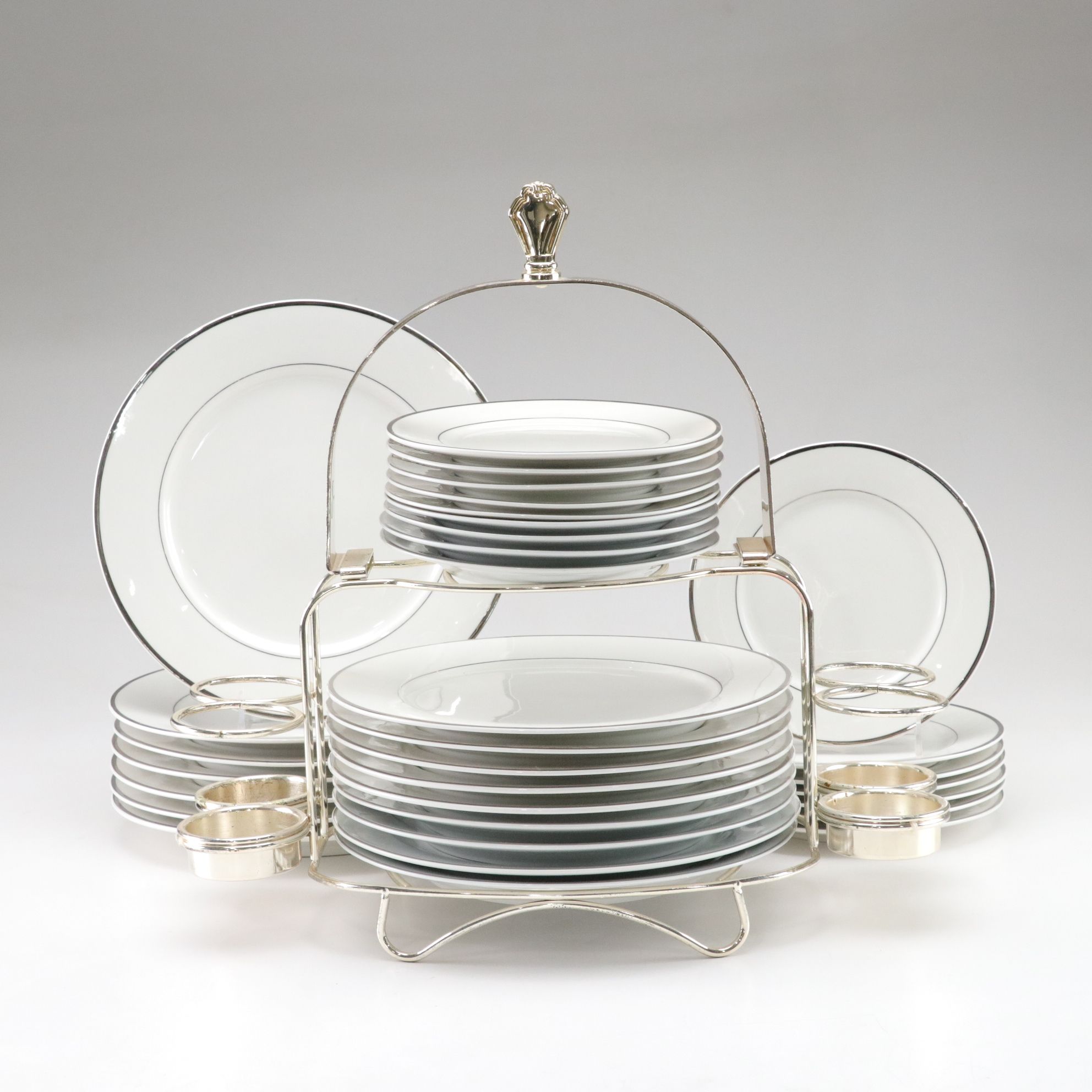 Towle Dinner & Salad Plates with Buffet Caddy | EBTH