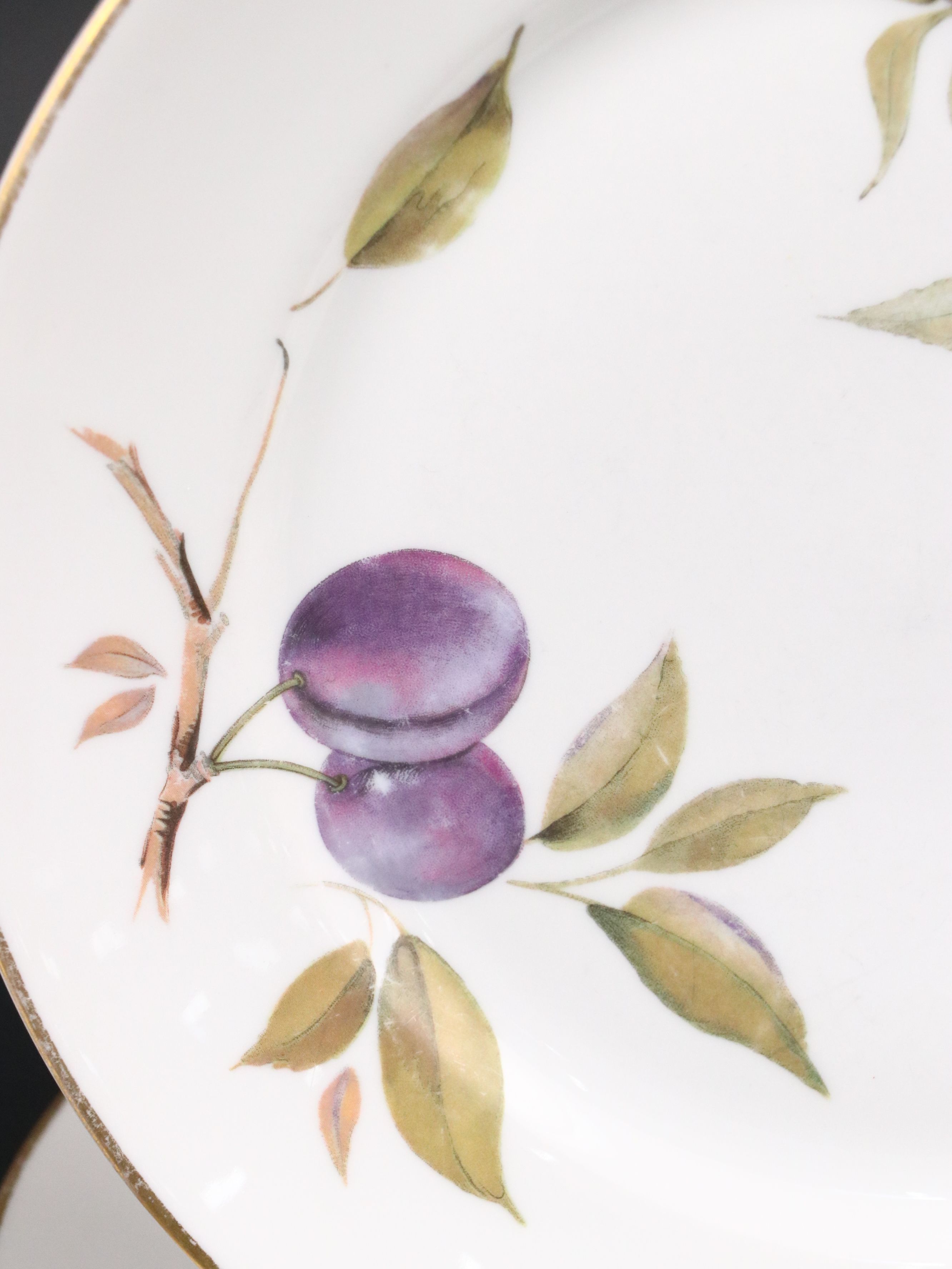 Royal Worcester "Evesham Gold" Porcelain Dinnerware with Casserole and Canisters | EBTH