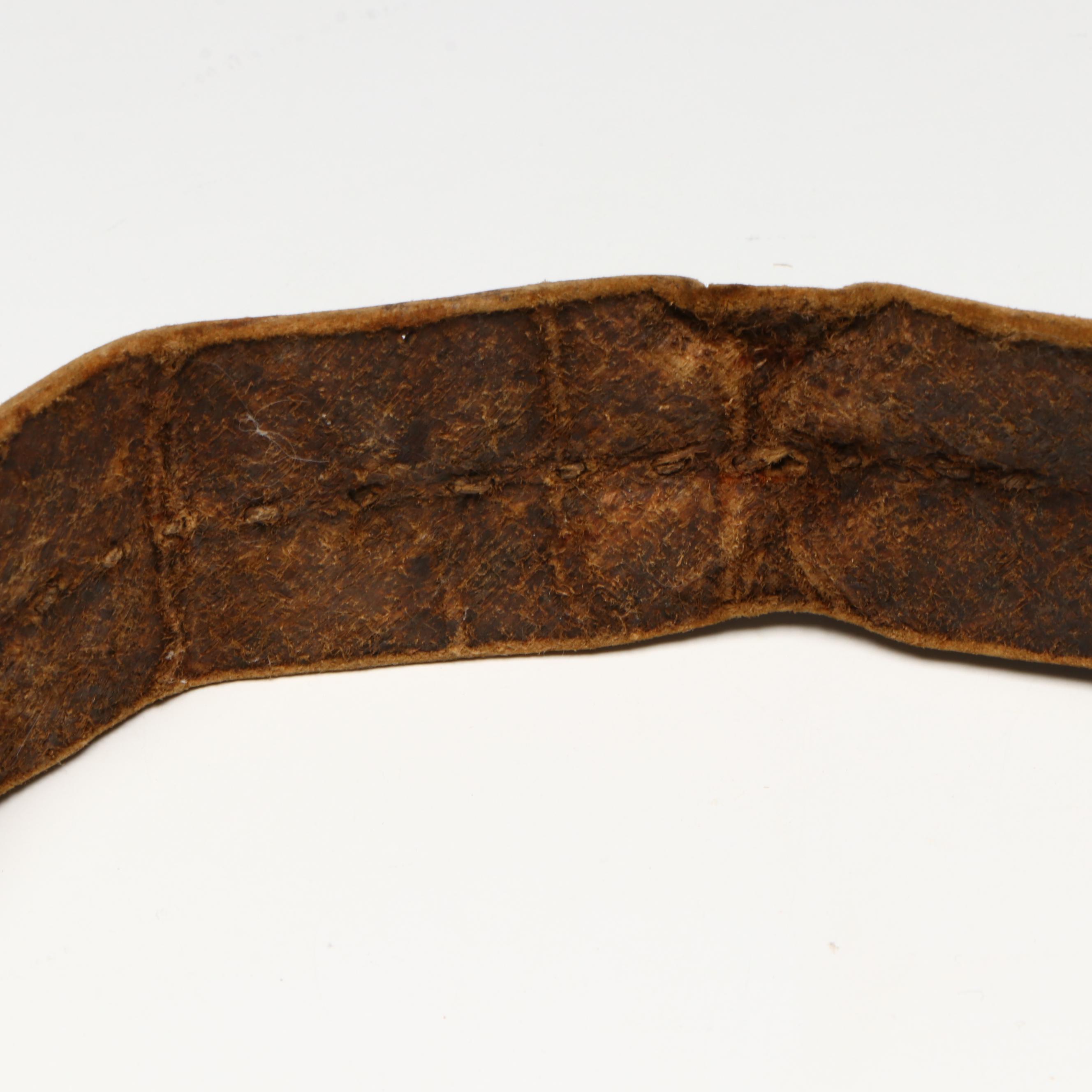 Iñupiat / Yup'ik Caribou Teeth Woman's Belt "Naqgun" | EBTH