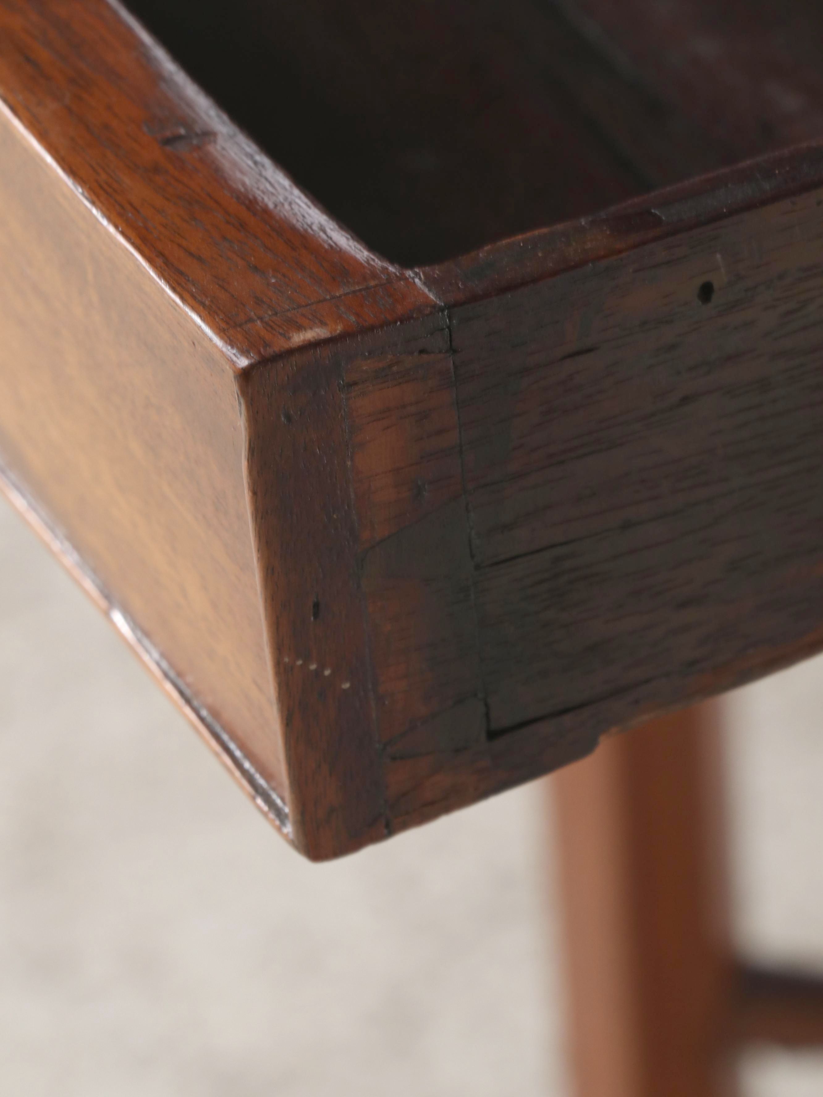 American Chippendale Mahogany Pembroke Table with Pierced Stretcher | EBTH