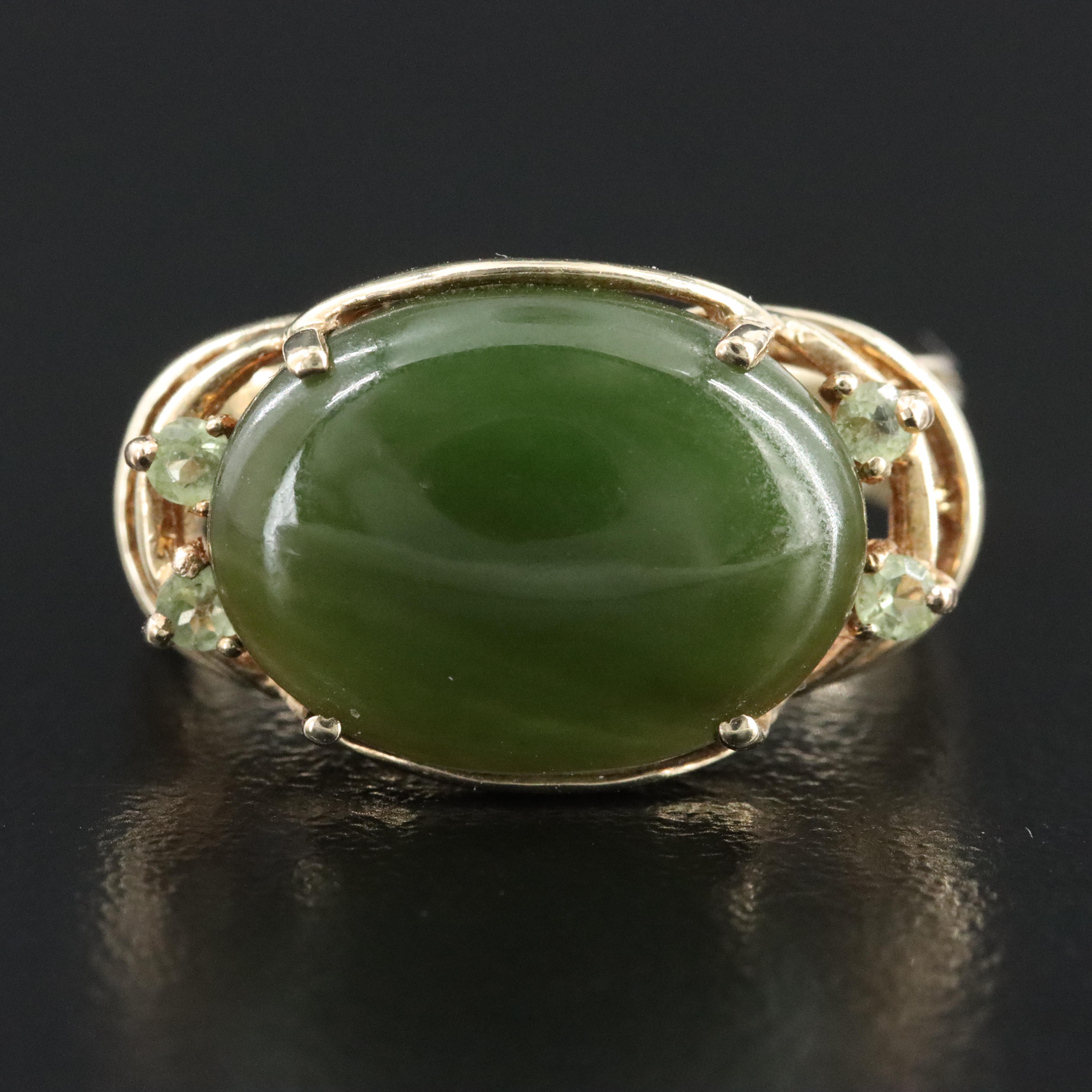 10K Nephrite and Peridot Ring | EBTH