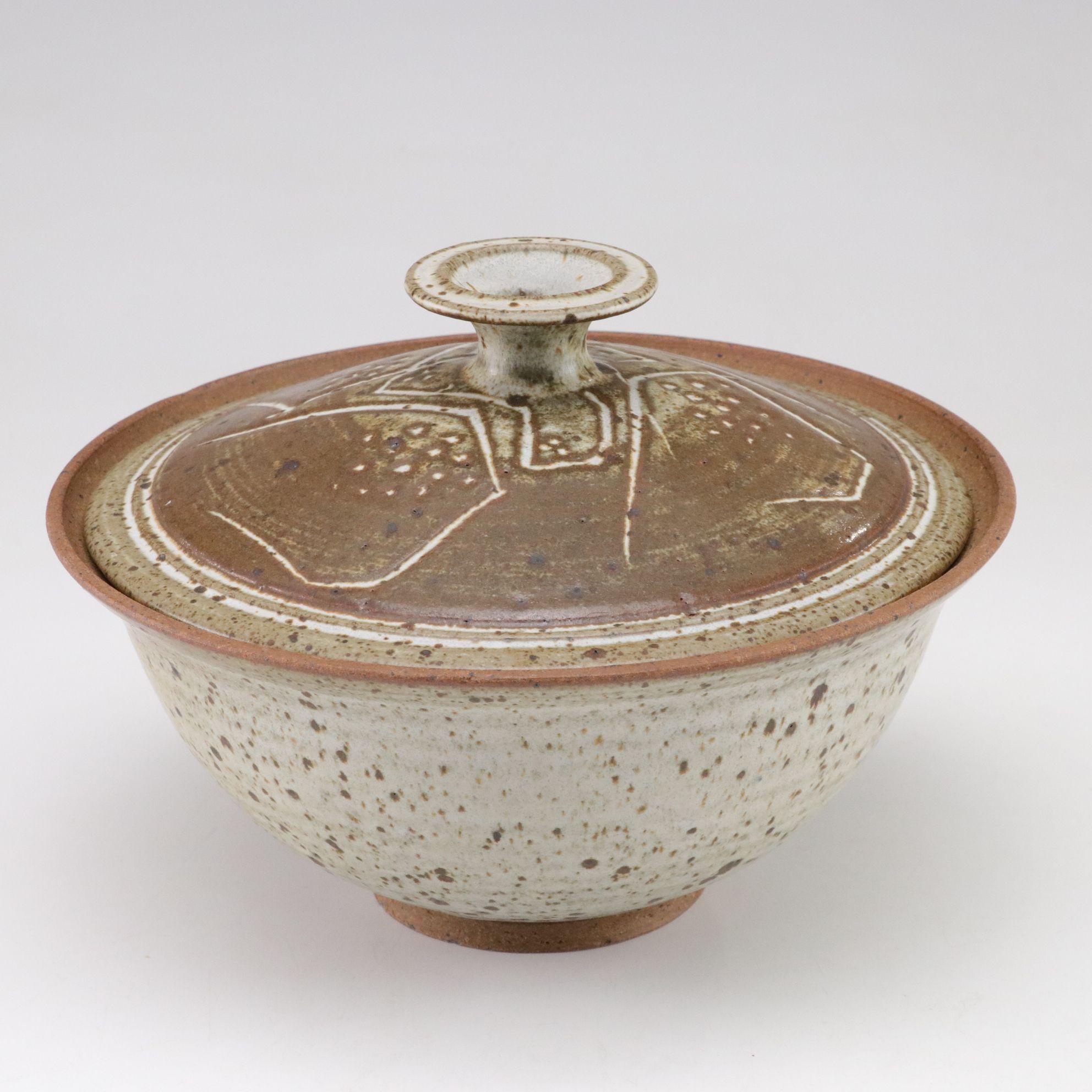 Westmeter and Benjamin Wheel-Thrown Pottery Lidded Bowls | EBTH