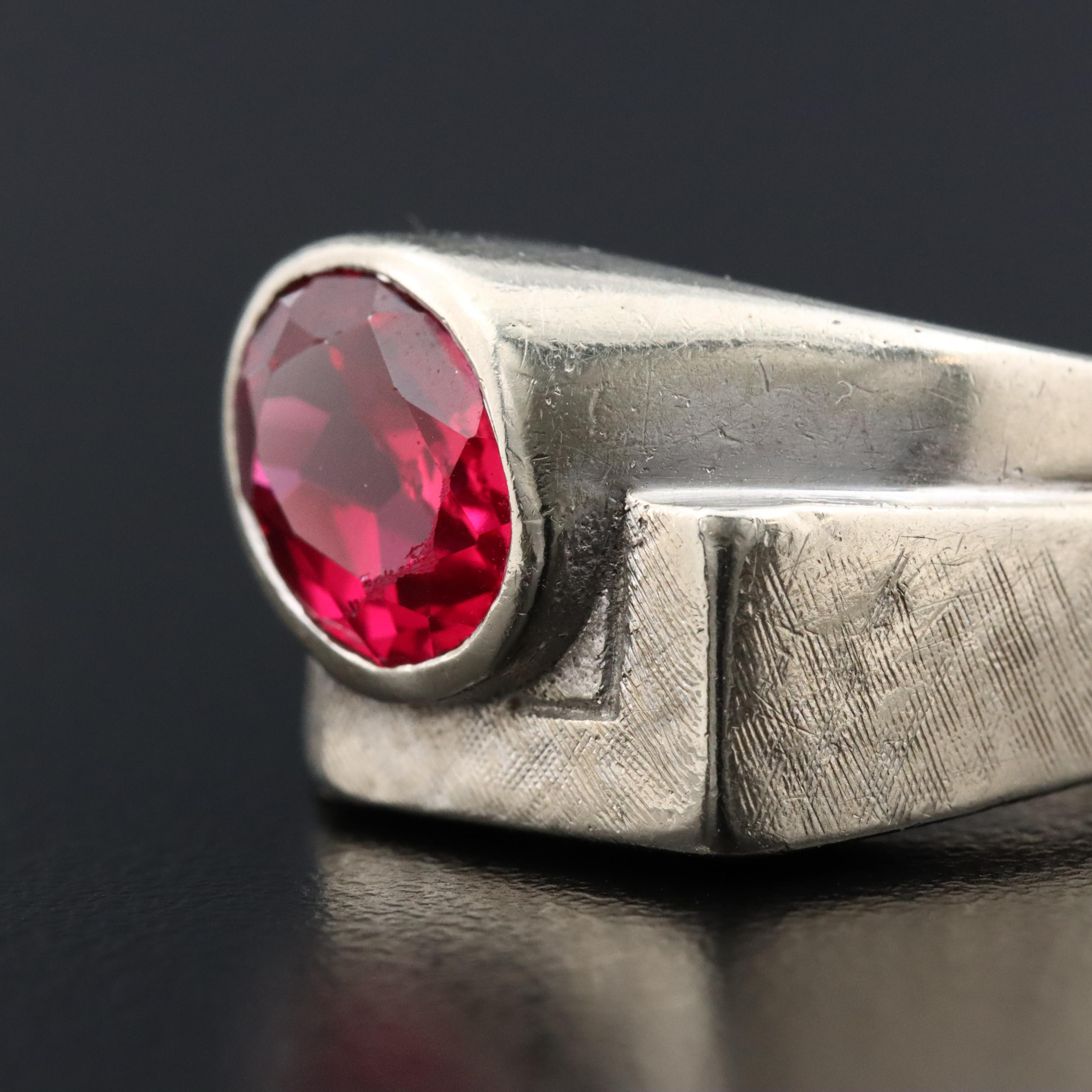10K Ruby Solitaire Ring | EBTH