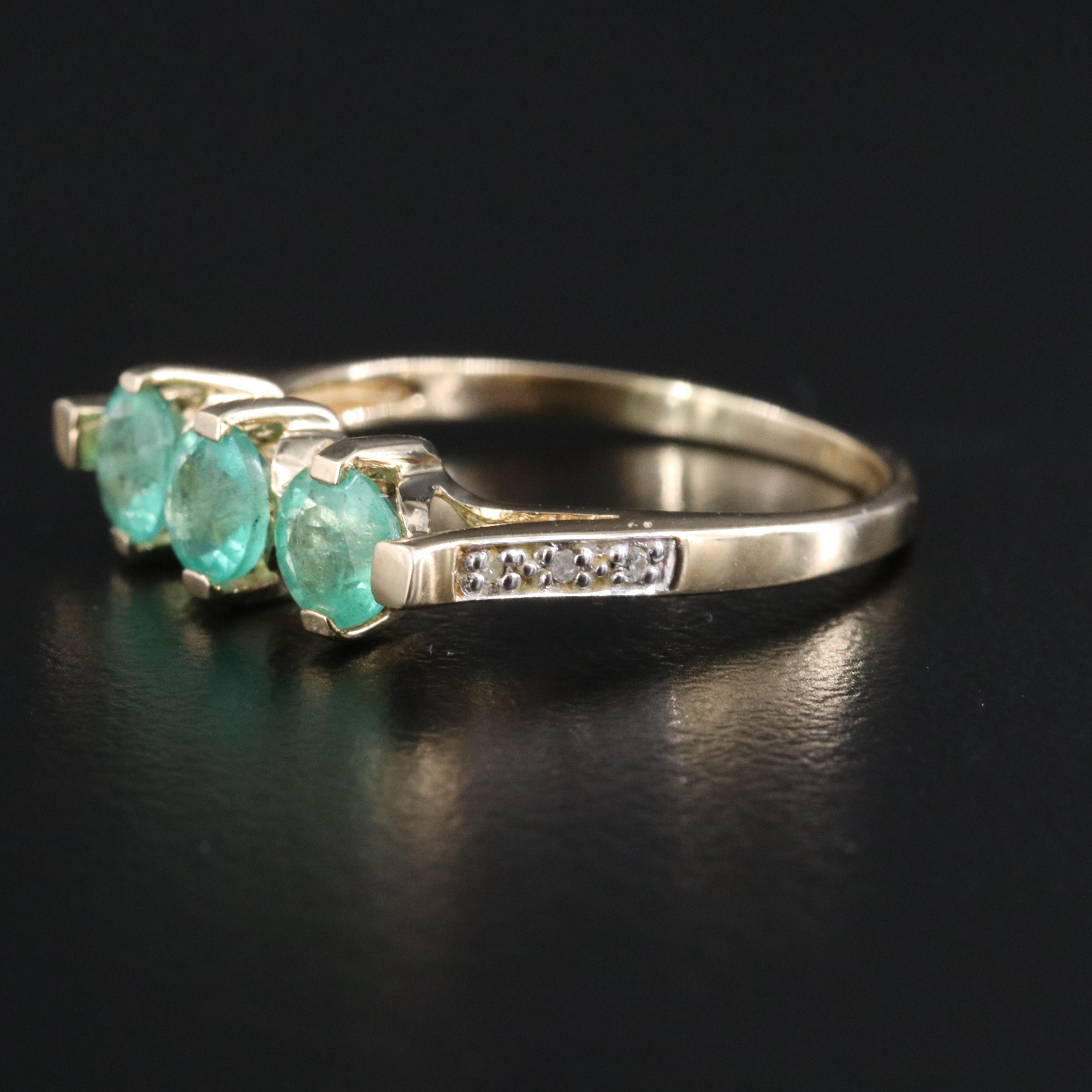 10K Emerald and Diamond Ring | EBTH