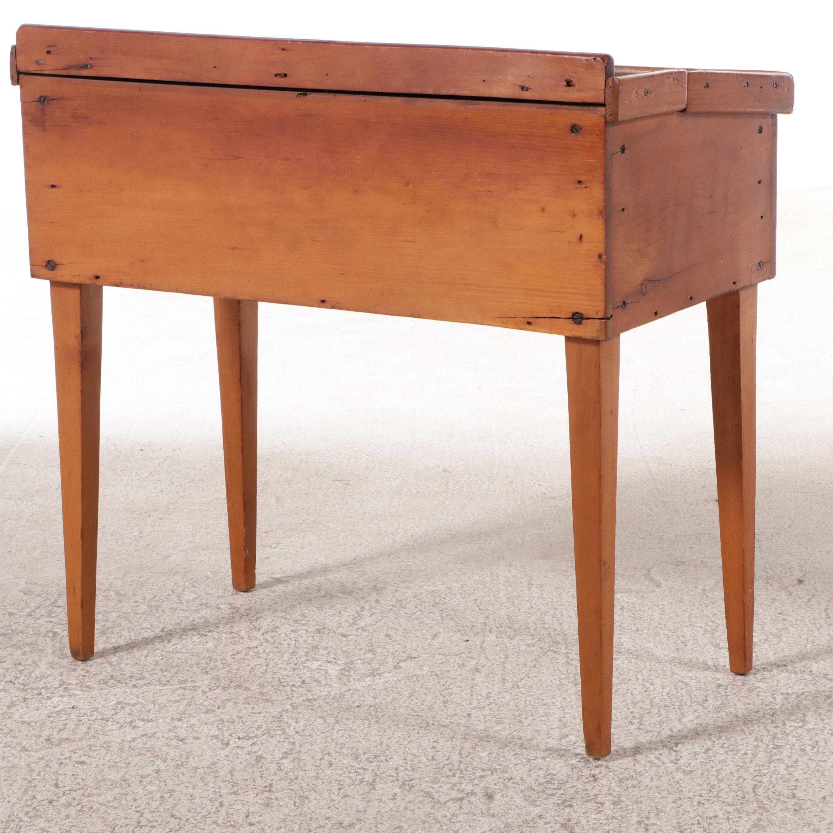 American Primitive Pine Lift-Top Schoolmaster's Desk, 19th Century | EBTH
