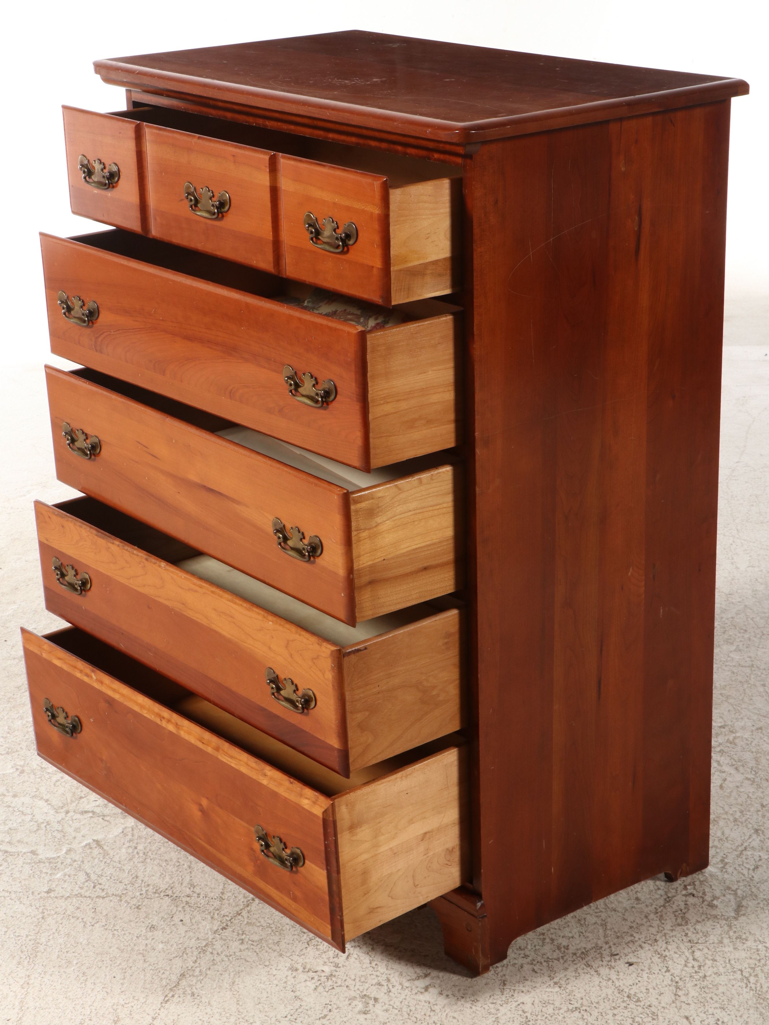 American Colonial Style Cherry Chest of Drawers | EBTH