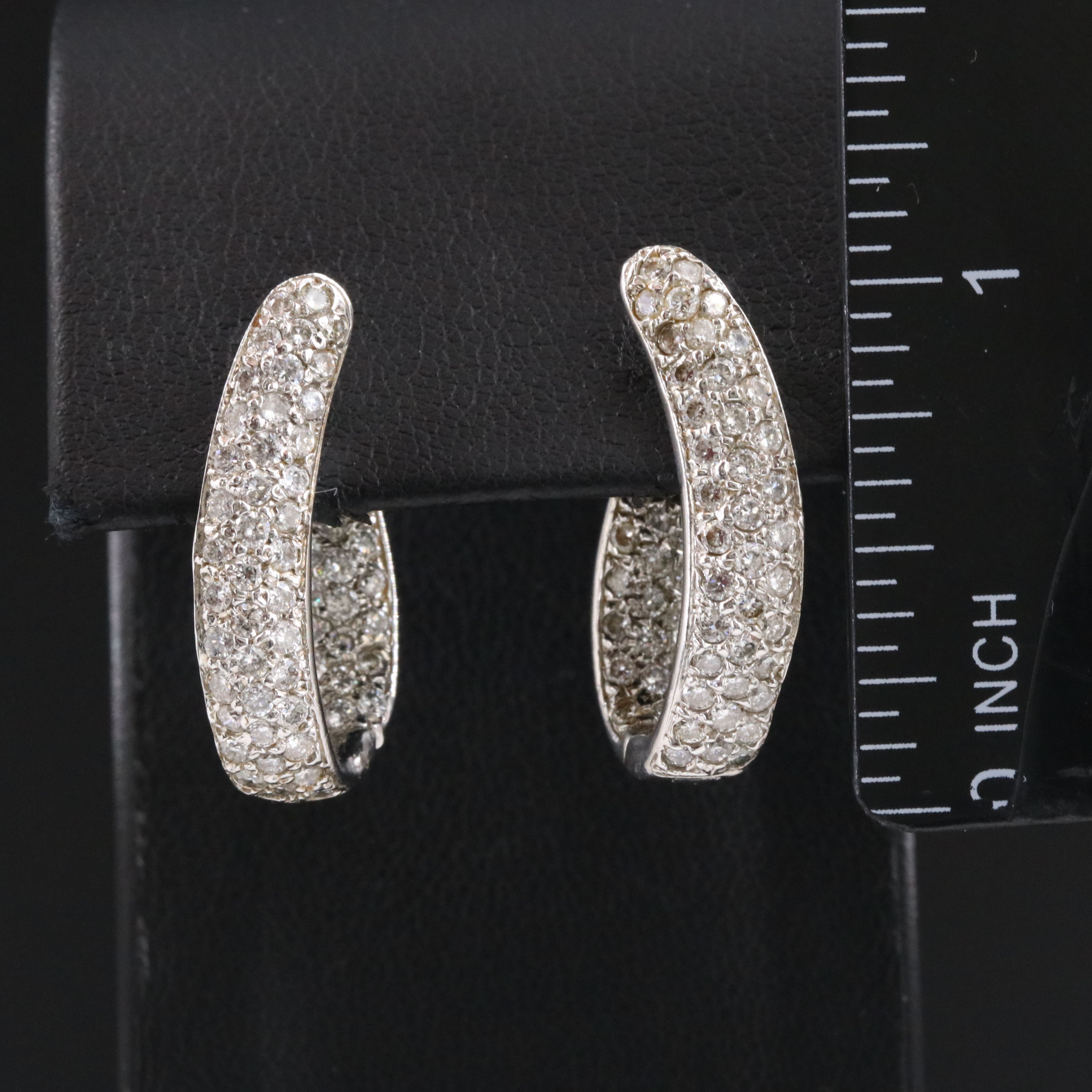 14K 3.06 CTW Pavé Diamond Ribbon Inside-Out Hoops | EBTH