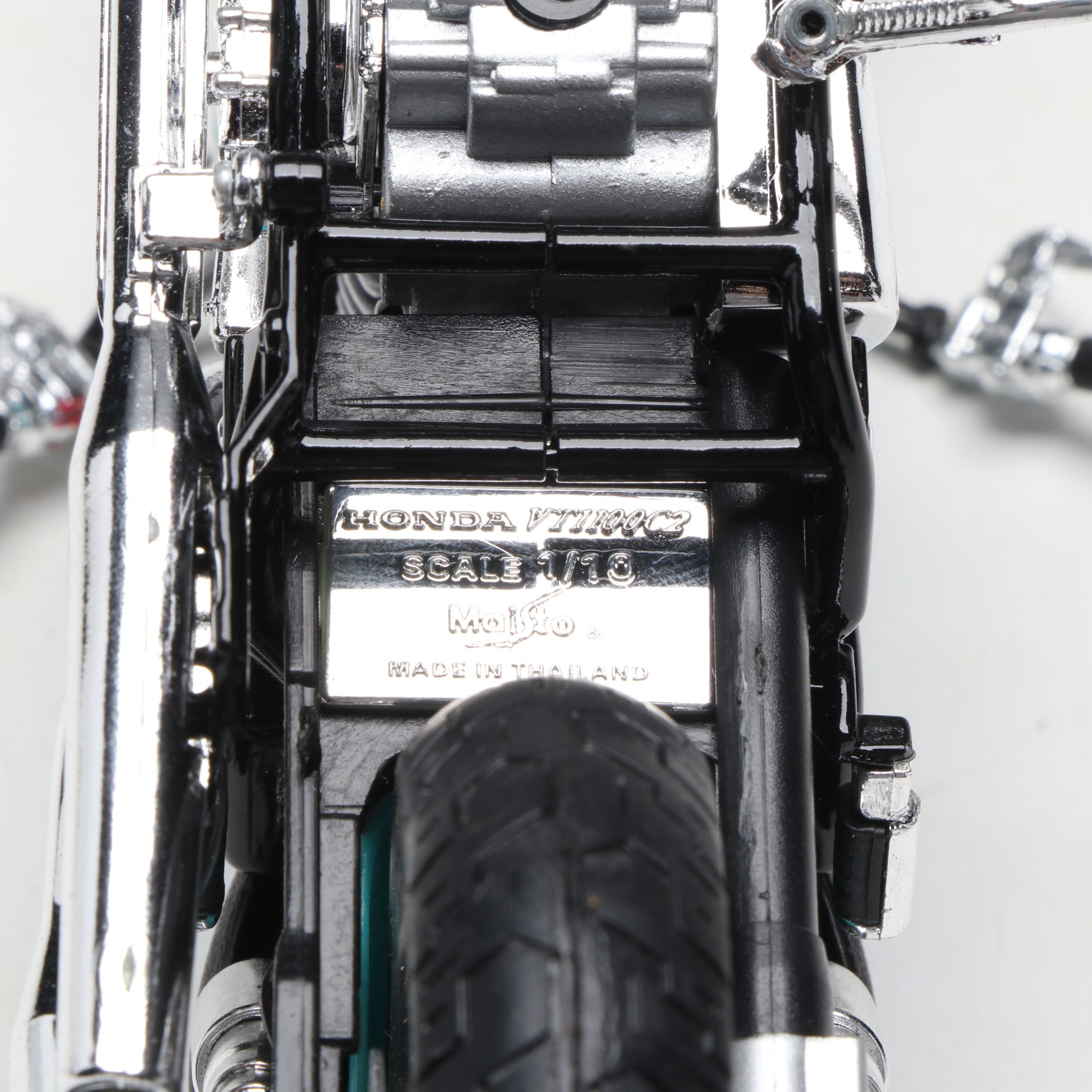 Maisto Honda Shadow with Harley-Davidson Diecast Model Motorcycles | EBTH