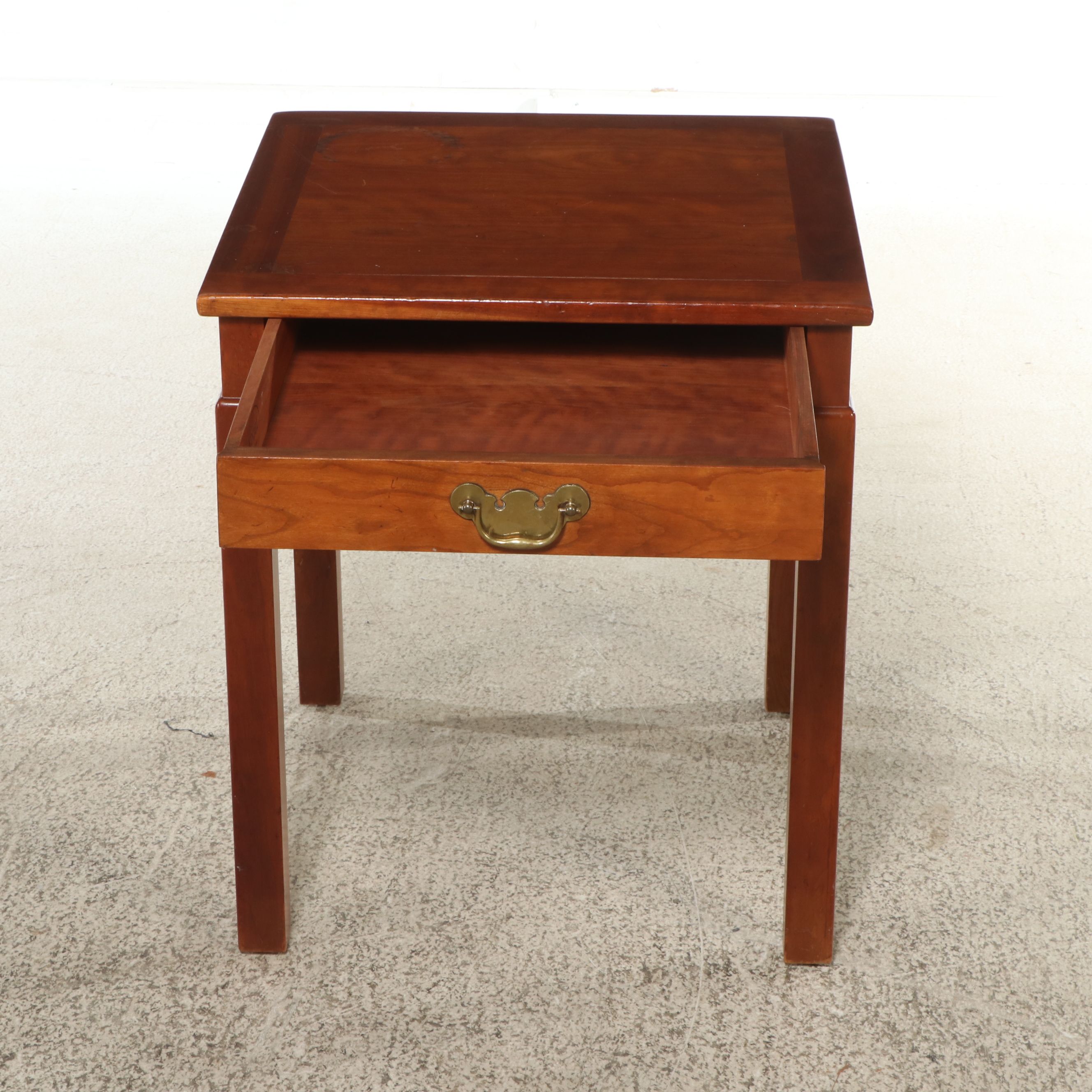 Kindel Federal Style Cherry Finish Single Drawer Side Table | EBTH