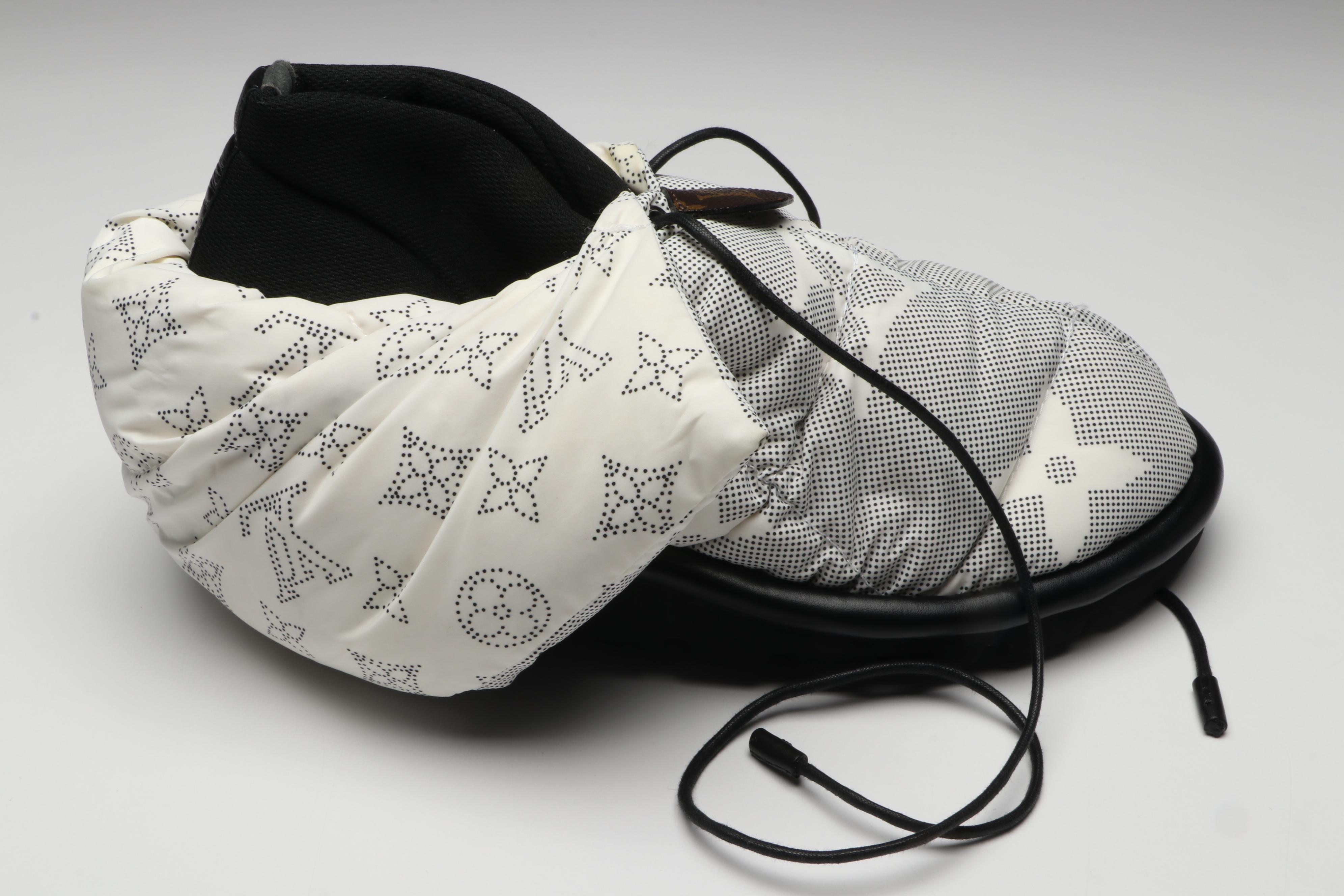 Louis Vuitton Pillow Comfort Monogram Nylon Winter Boots | EBTH