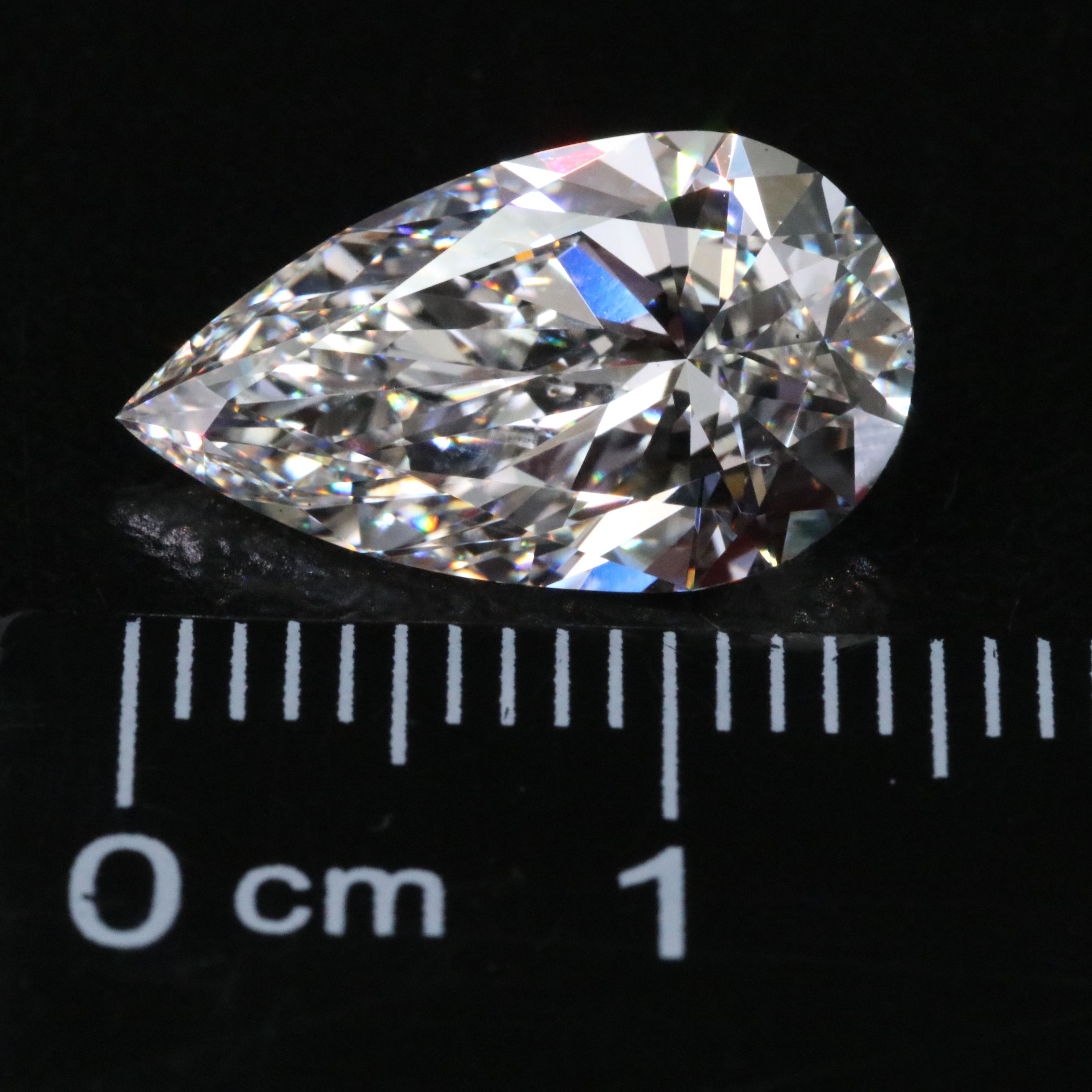 Loose 4.03 CT Lab Grown Diamond with IGI Report | EBTH
