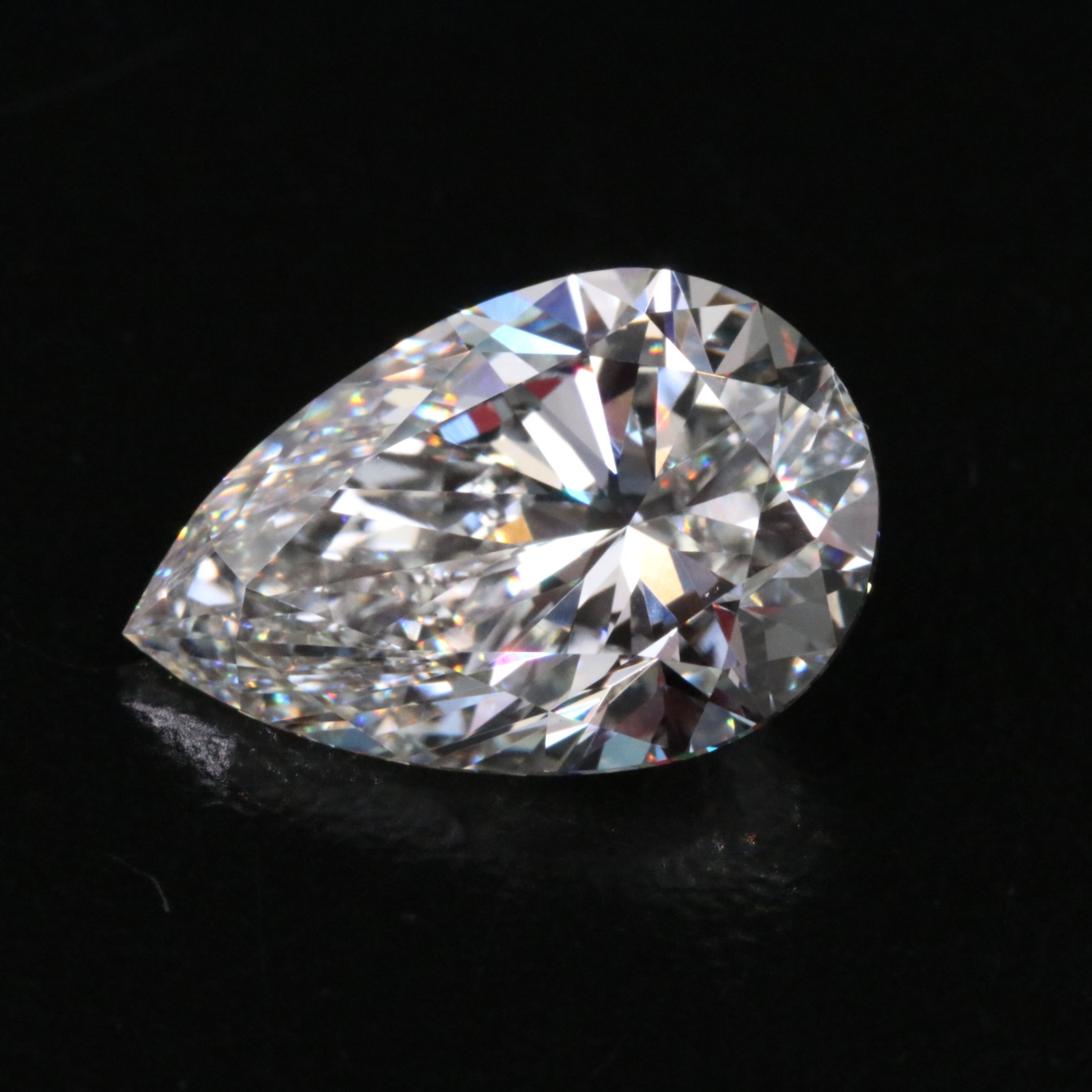 Loose 4.18 CT Lab Grown Diamond with IGI Report | EBTH