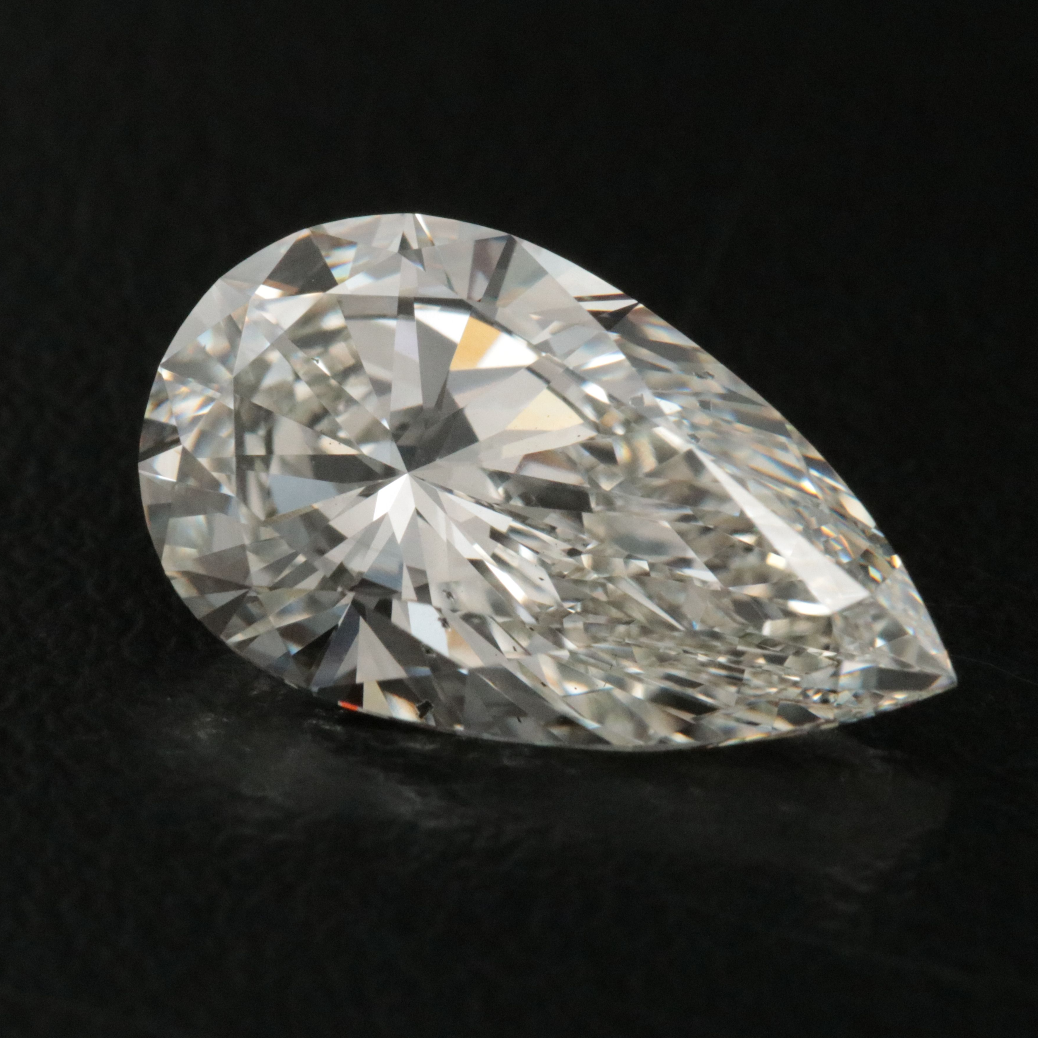 Loose 4.04 CT Lab Grown Diamond with IGI Report | EBTH