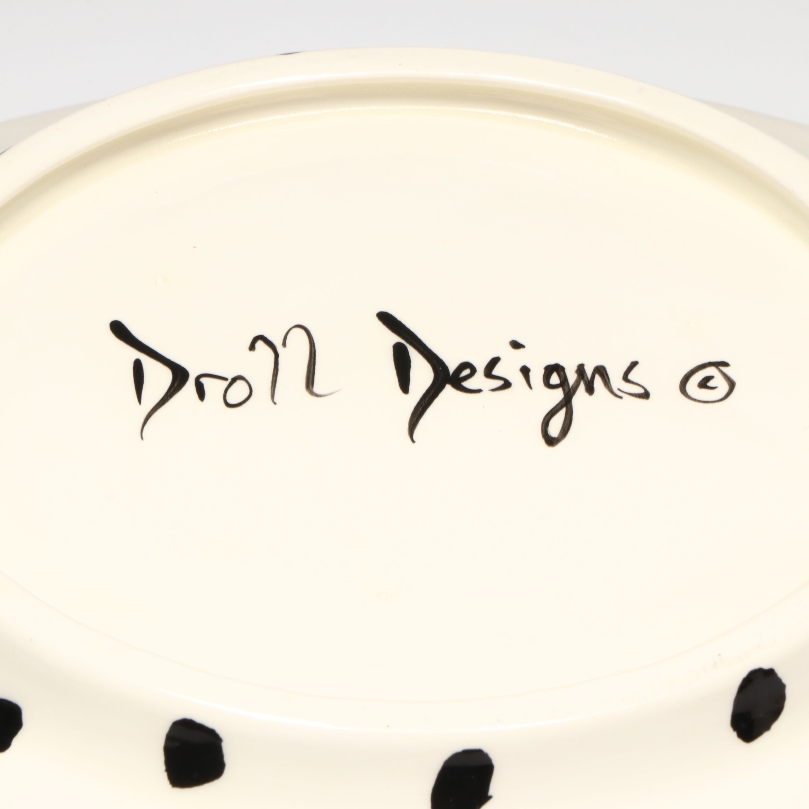 Droll Designs Hand-Painted Vegetable Motif Serving Bowls | EBTH