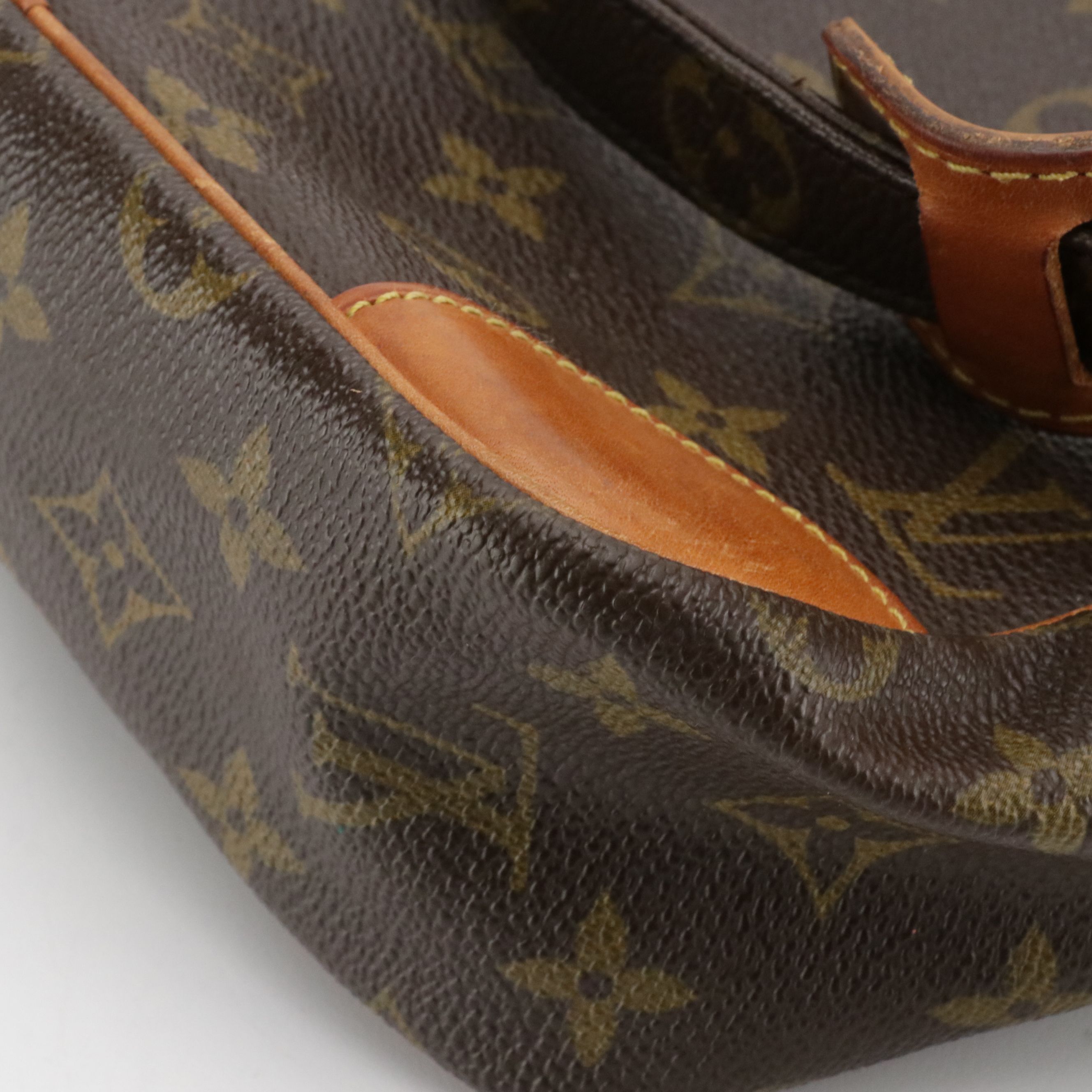 Louis Vuitton Danube GM in Monogram Canvas and Vachetta Leather | EBTH