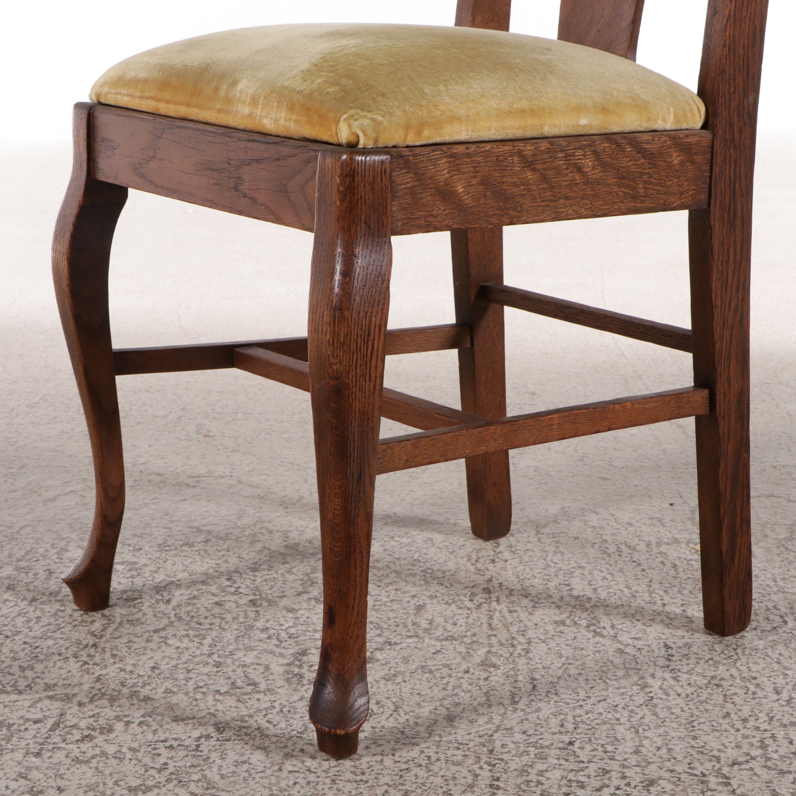 Stickley Mission Collection Trestle Dining Table and Six Side Chairs | EBTH