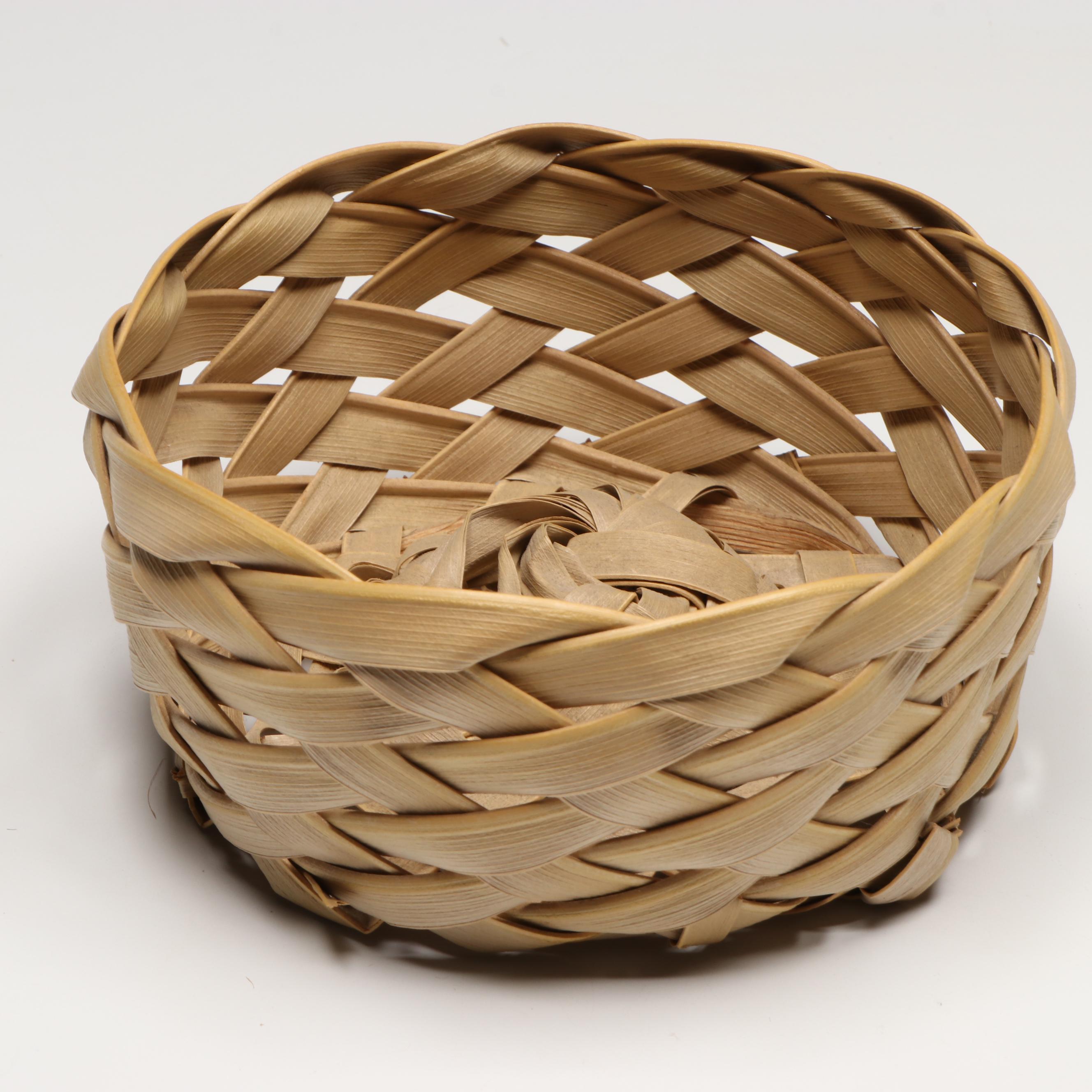 Hawaiian Artisan Crafted Coconut and Palm Baskets | EBTH