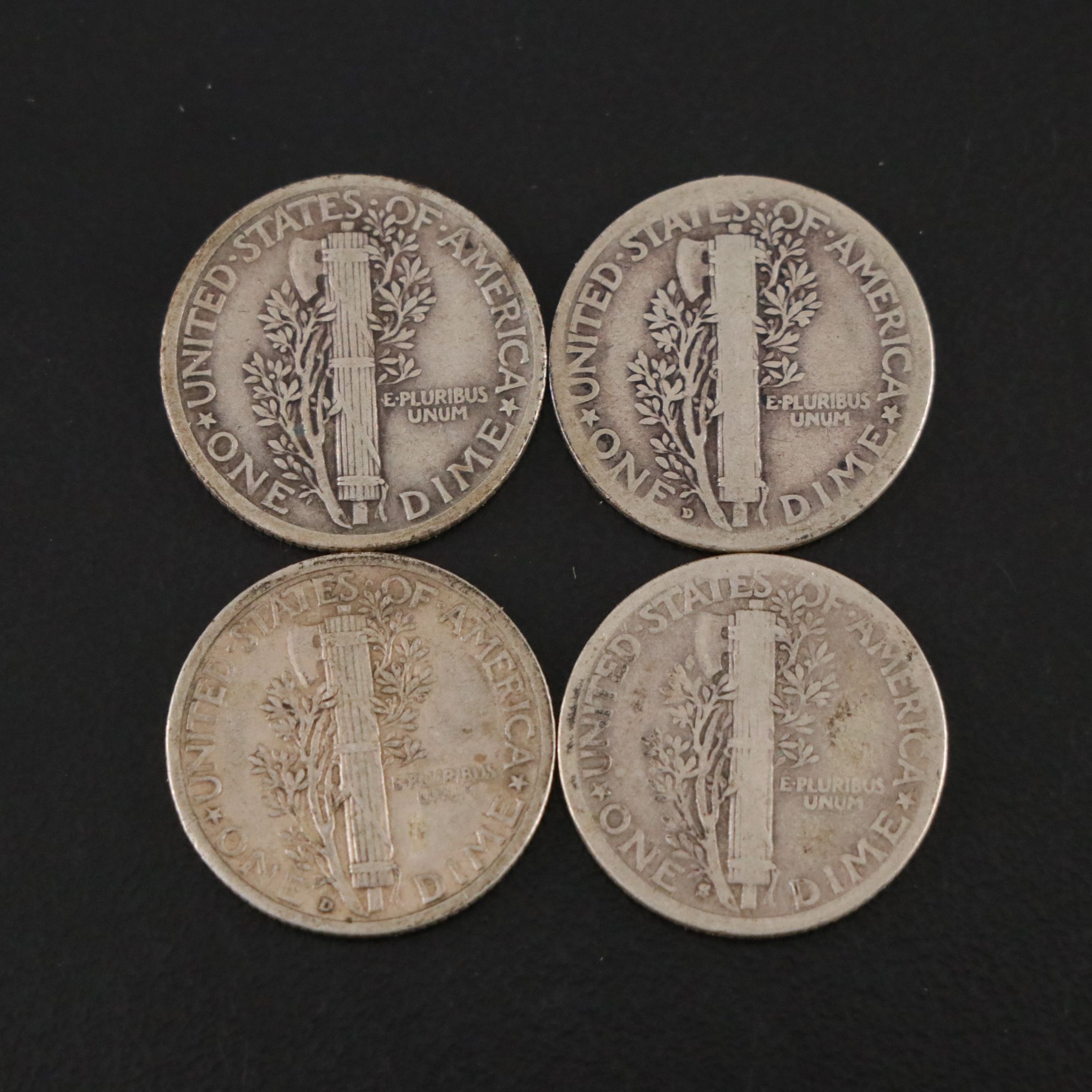 Sixty-Four Mercury Silver Dimes, Early to Mid-20th Century | EBTH