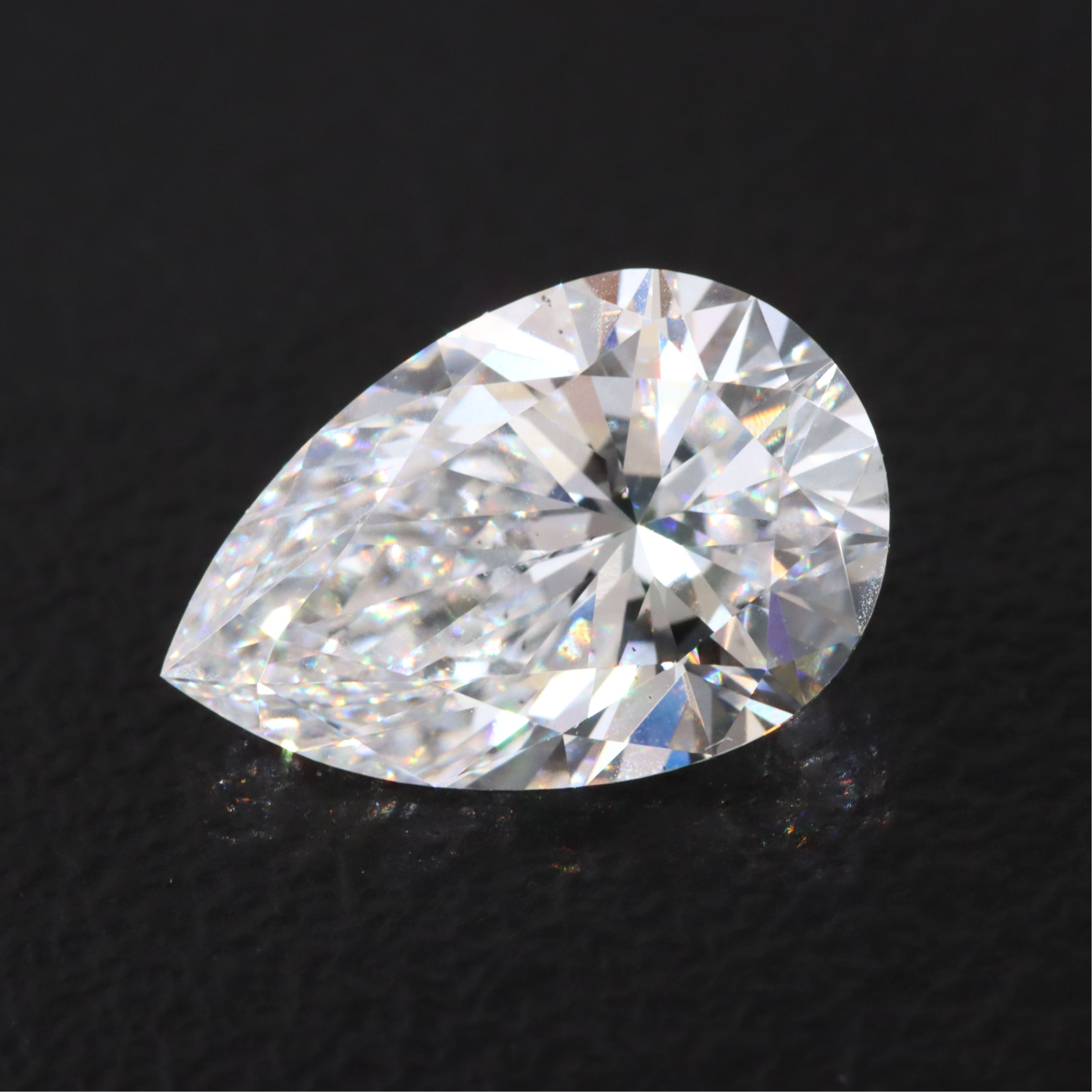 Loose 2.07 CT Lab Grown Diamond with IGI Report | EBTH