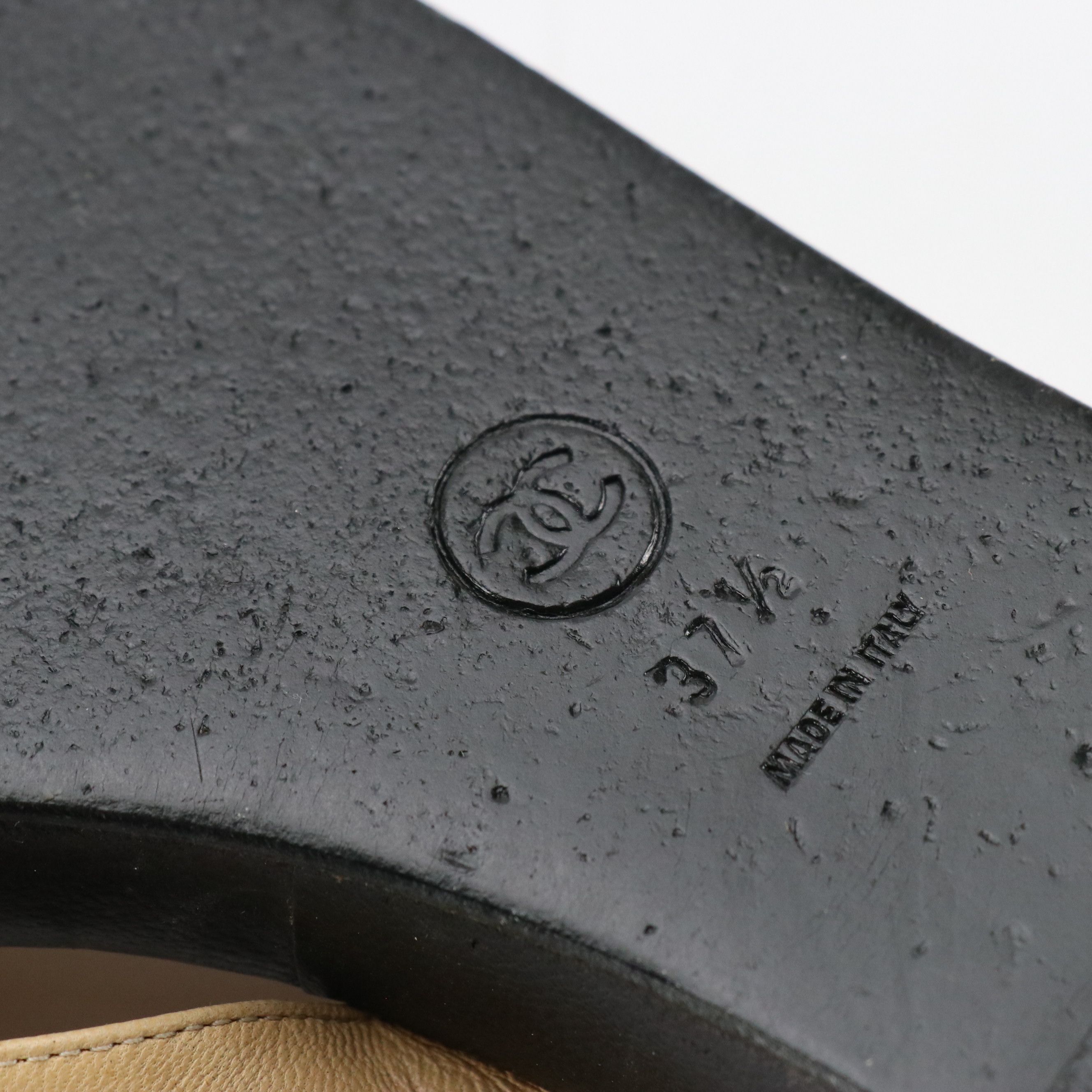 Chanel CC Turnlock Sandals in Neutral Leather | EBTH